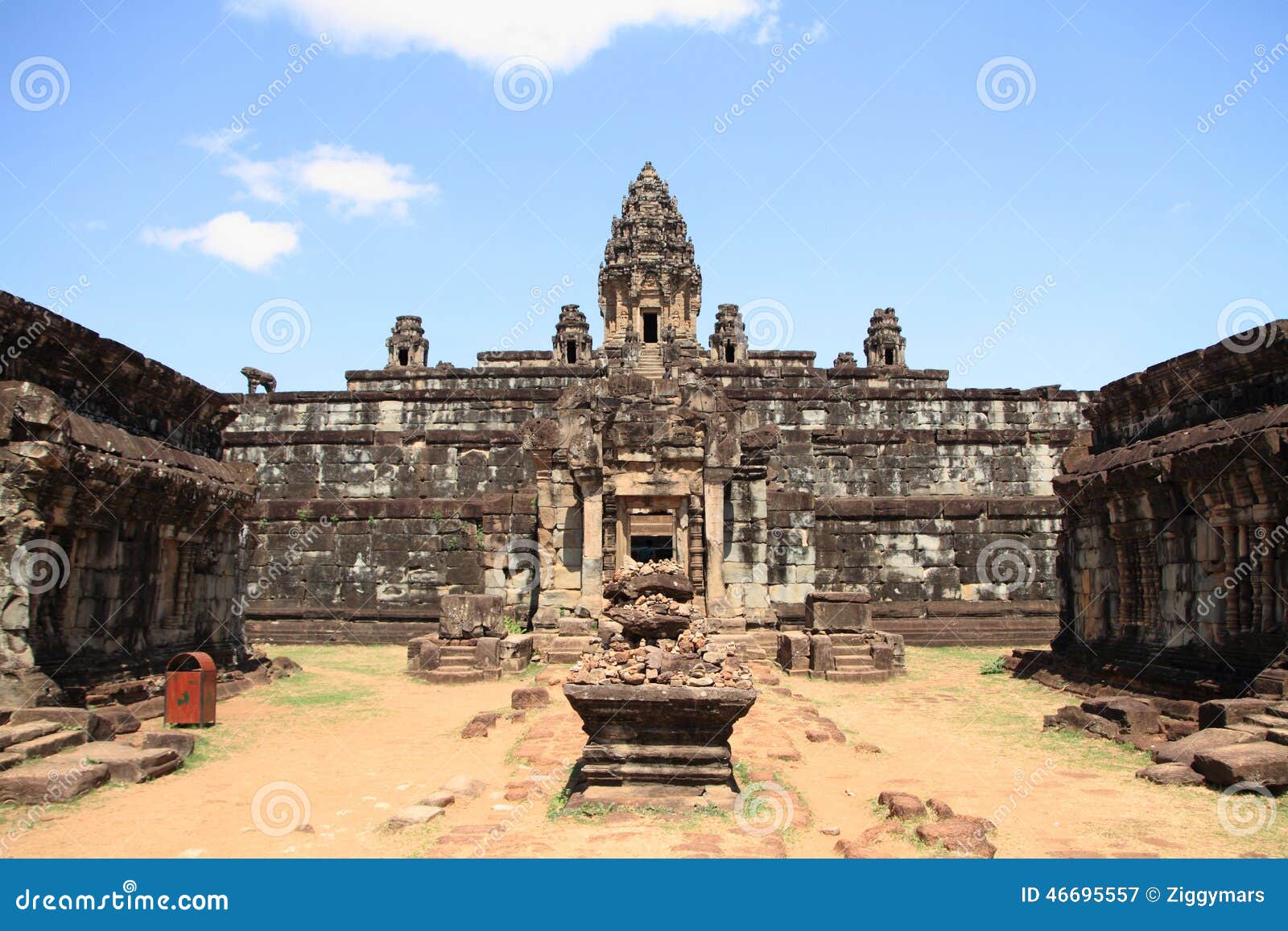 Bakong in Angkor stock image. Image of heritage, buddhism - 46695557