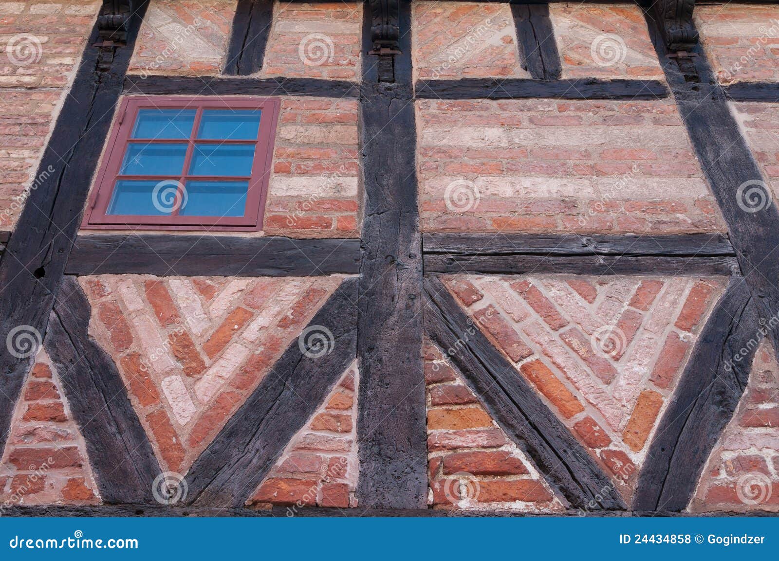 Bakstenen Muur Met Houten Frames Stock Foto - Image of bouw, patroon ...