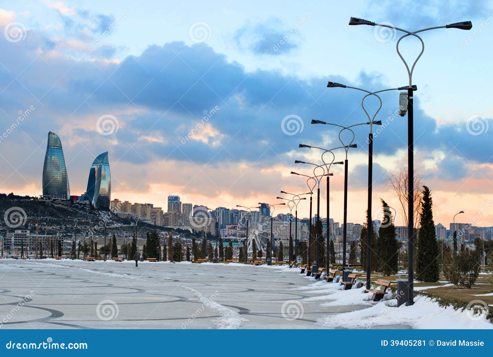 Baku Sunset image stock. Image du boulevard, ville, bakou - 39405281