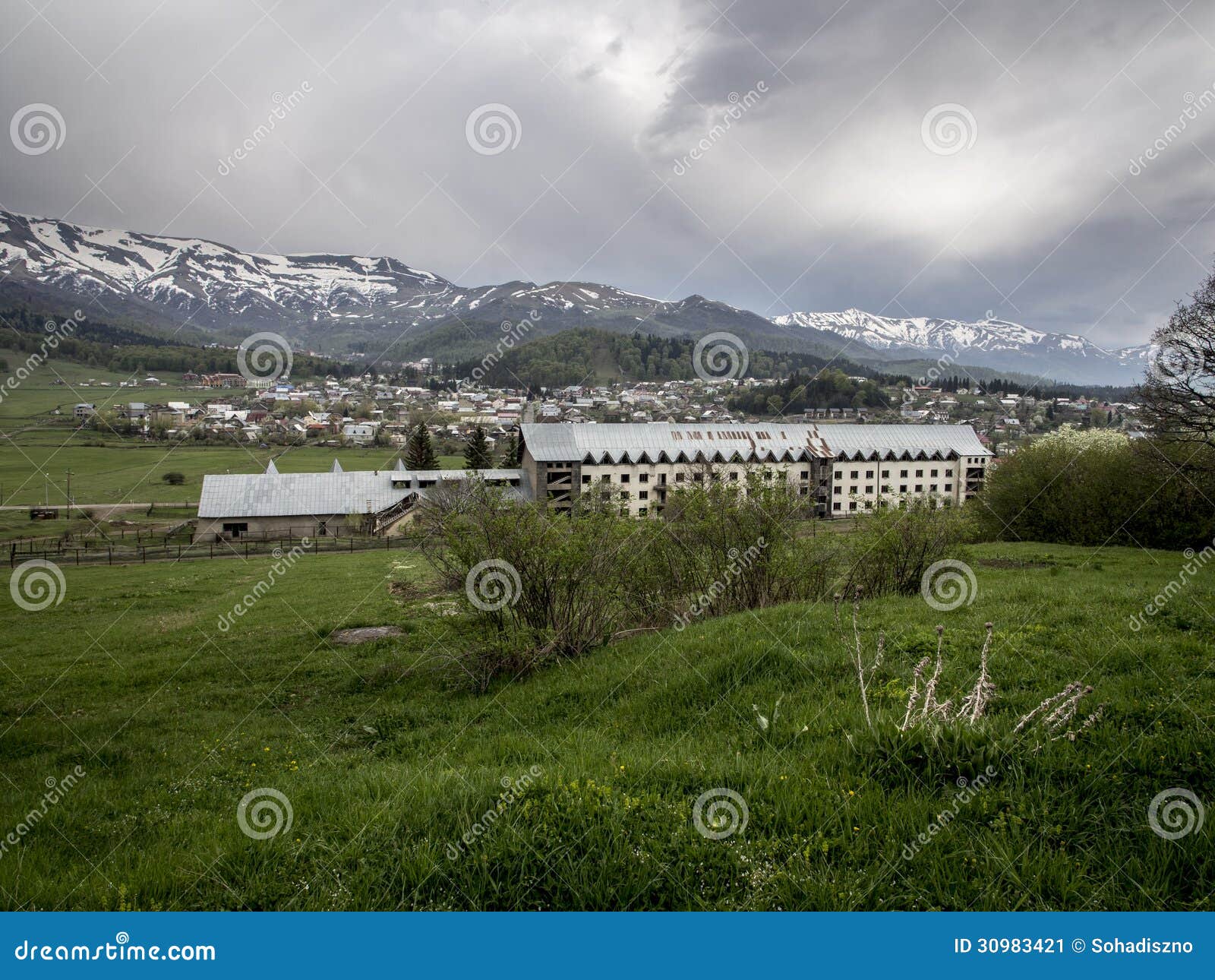 Bakuriani stock image. Image of mountains, plain, grass - 30983421