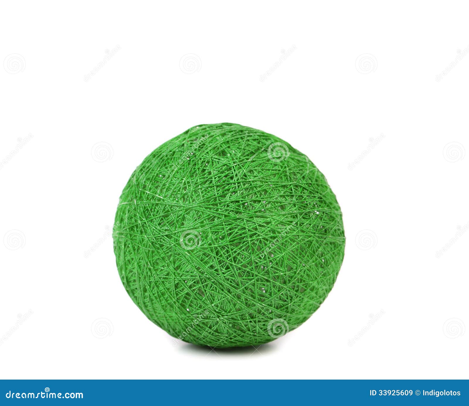 Bal van groene draad. stock afbeelding. Image of schot - 33925609