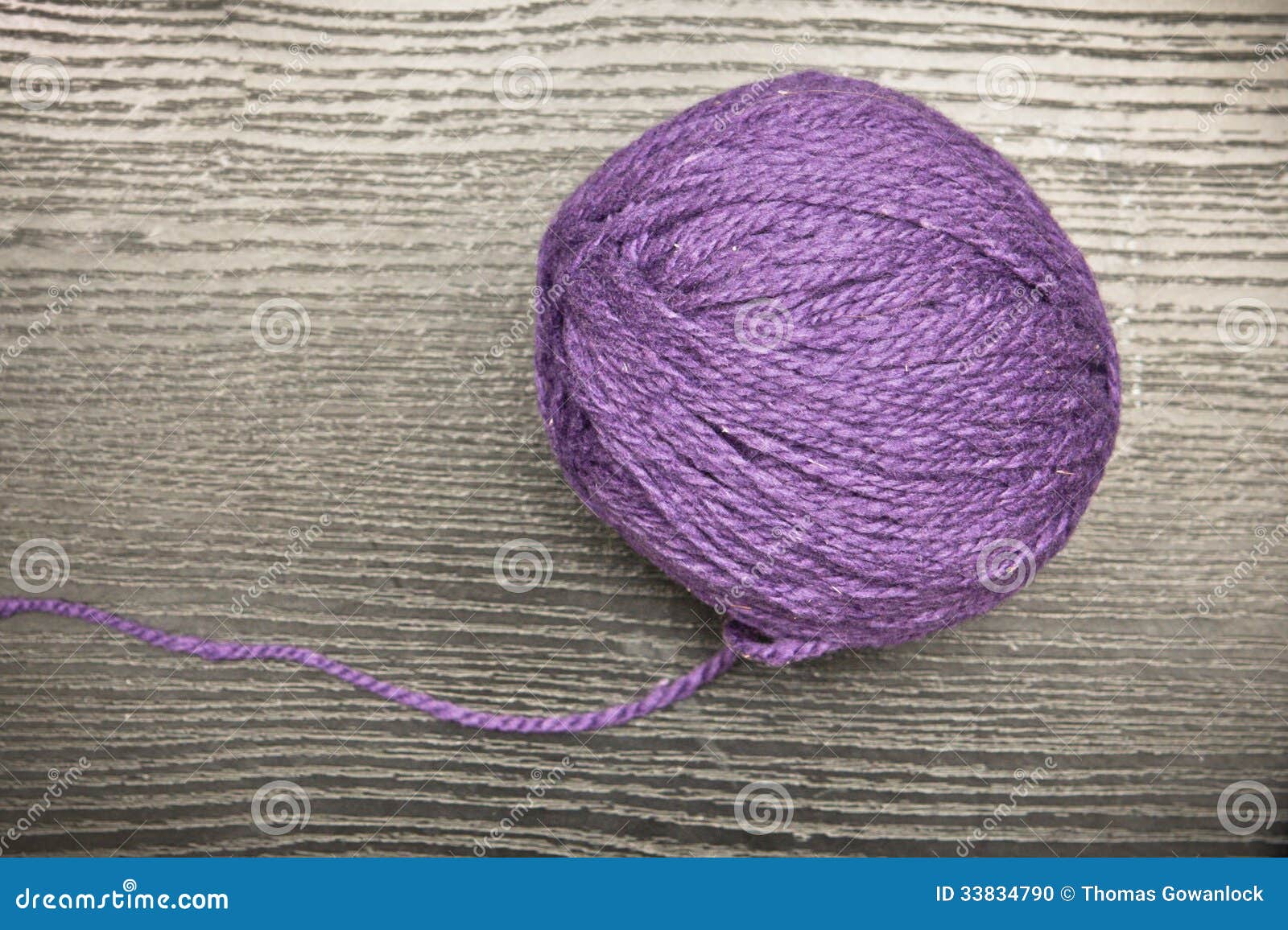 Bal van wol stock foto. Image of handwerk, achtergrond - 33834790