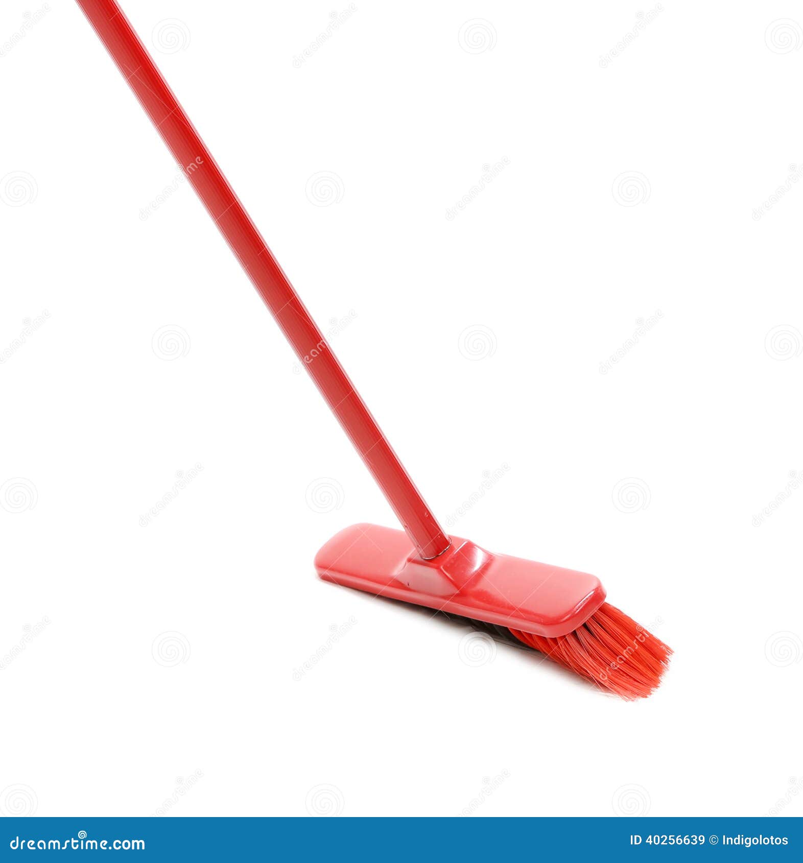 Balai Rouge Pour Le Nettoyage. Image stock - Image du chiffon, métiers ...