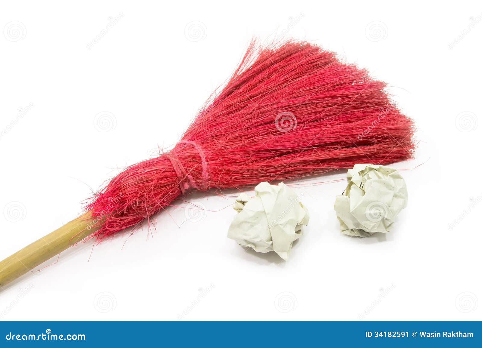 Balai Rouge Sur Le Fond Blanc. Image stock - Image du rouge, clair ...