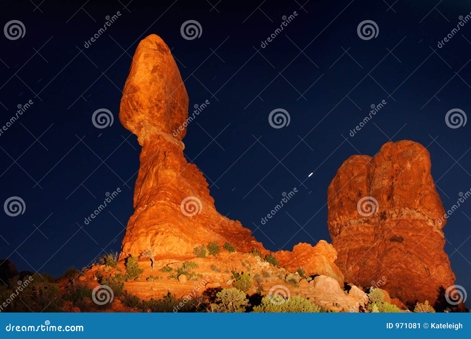 Balanced Rock at Night stock image. Image of star, national - 971081