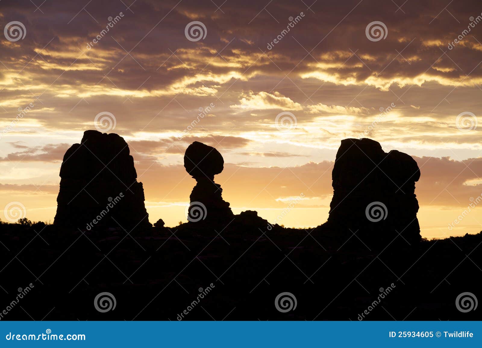 Balanced Rock Sunset Arches N.P. Stock Image - Image of sandstone ...
