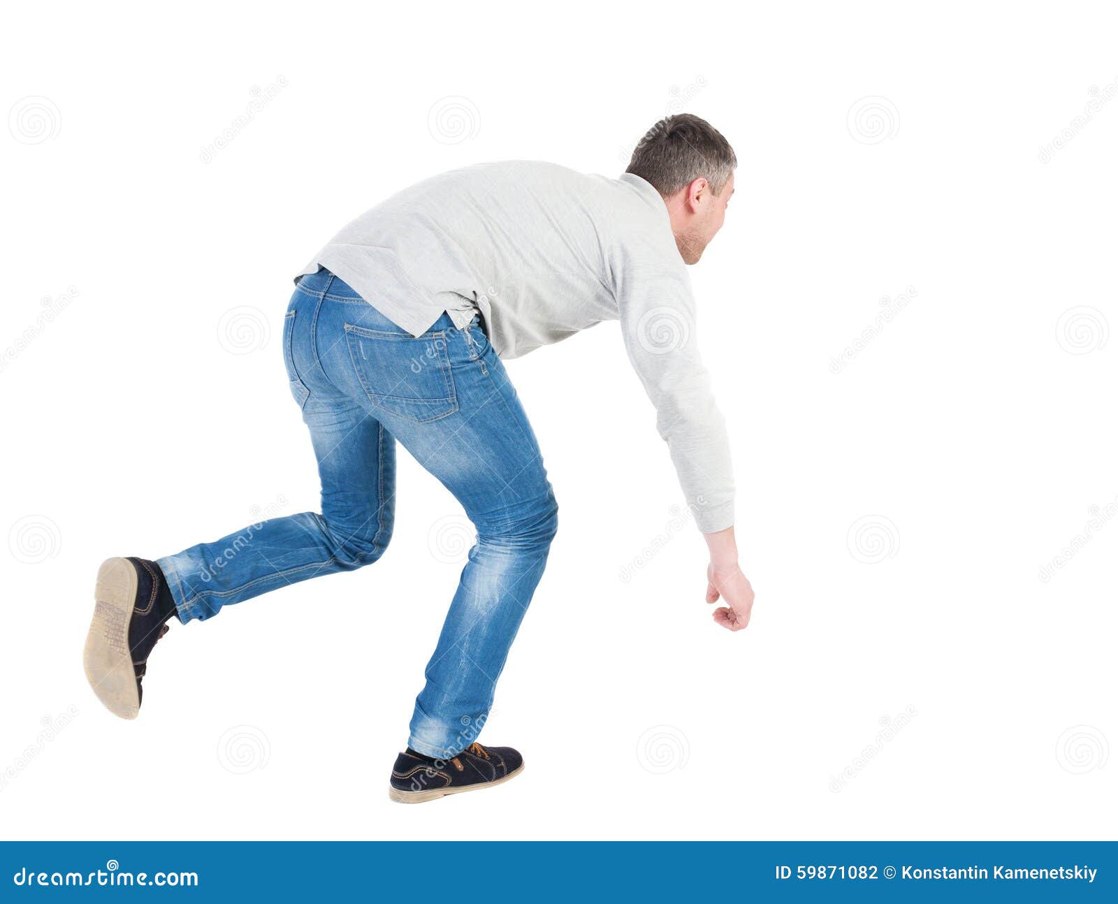 Balancierender Junger Mann Oder Fallender Mann Des Tricks Stockfoto ...