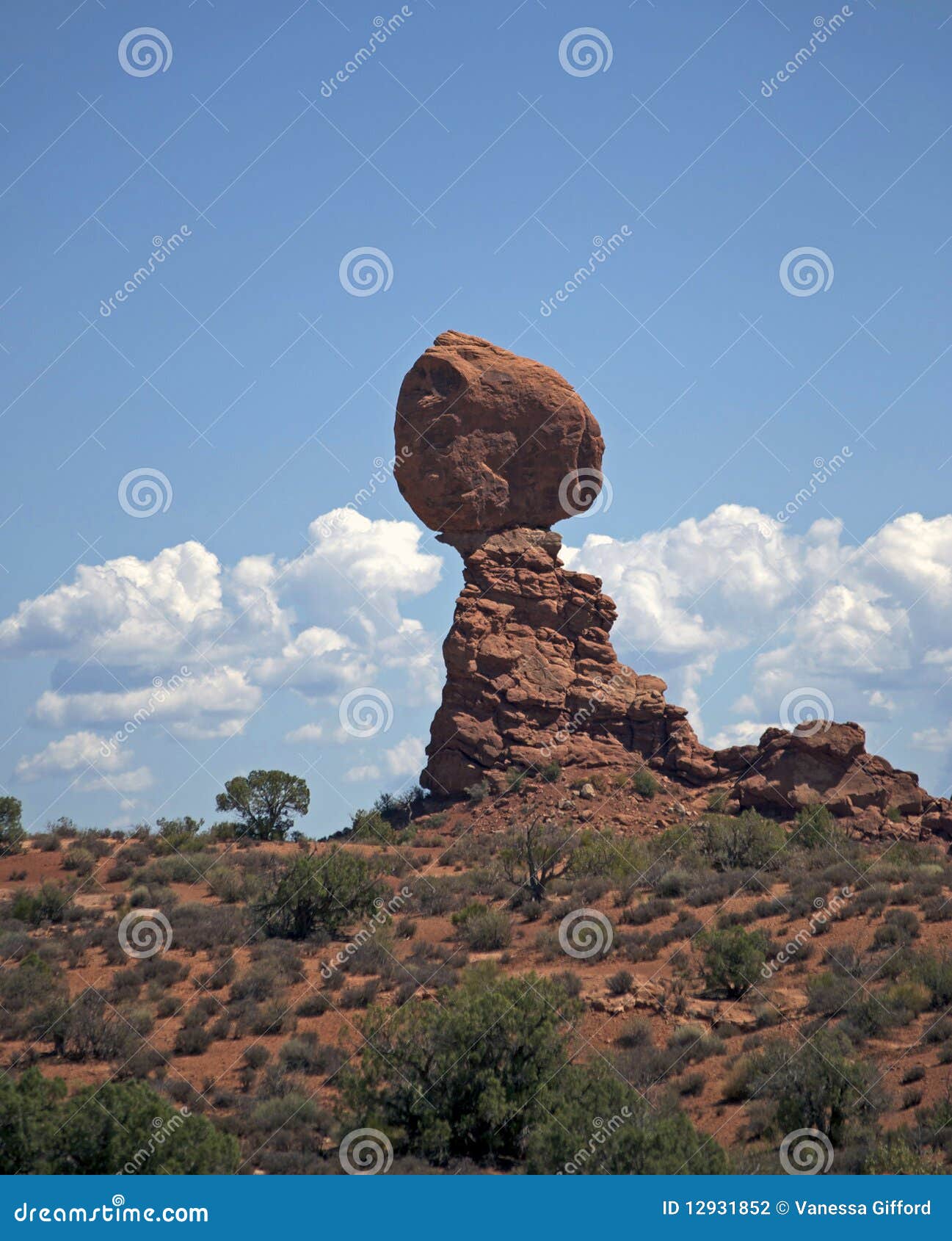 Balancing Rock in Arches National Park Stock Photo - Image of hiking ...