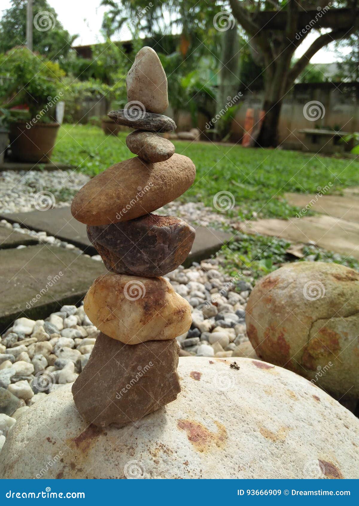 Balancing stone stock image. Image of seven, backyard - 93666909