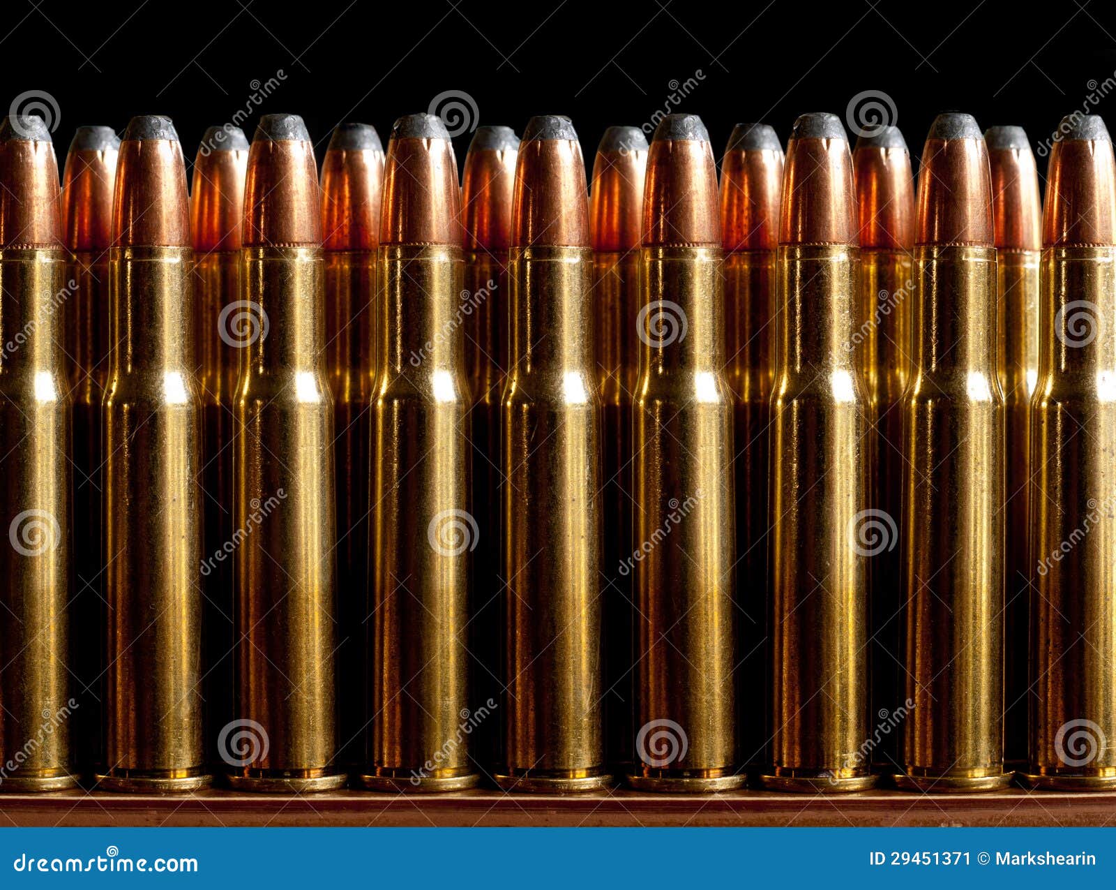 Balas imagen de archivo. Imagen de defensa, metal, lingote - 29451371