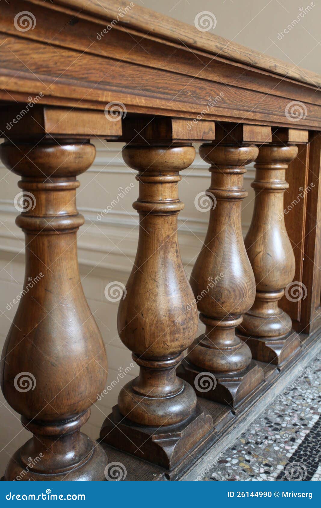 Balaustres foto de archivo. Imagen de fila, grupo, nadie - 26144990