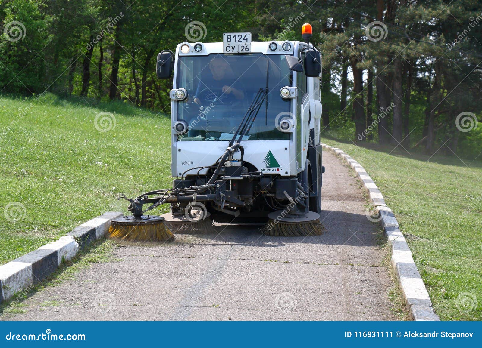 Balayeuse 2020 De Bucher CityCat Au Travail Photo éditorial - Image du ...
