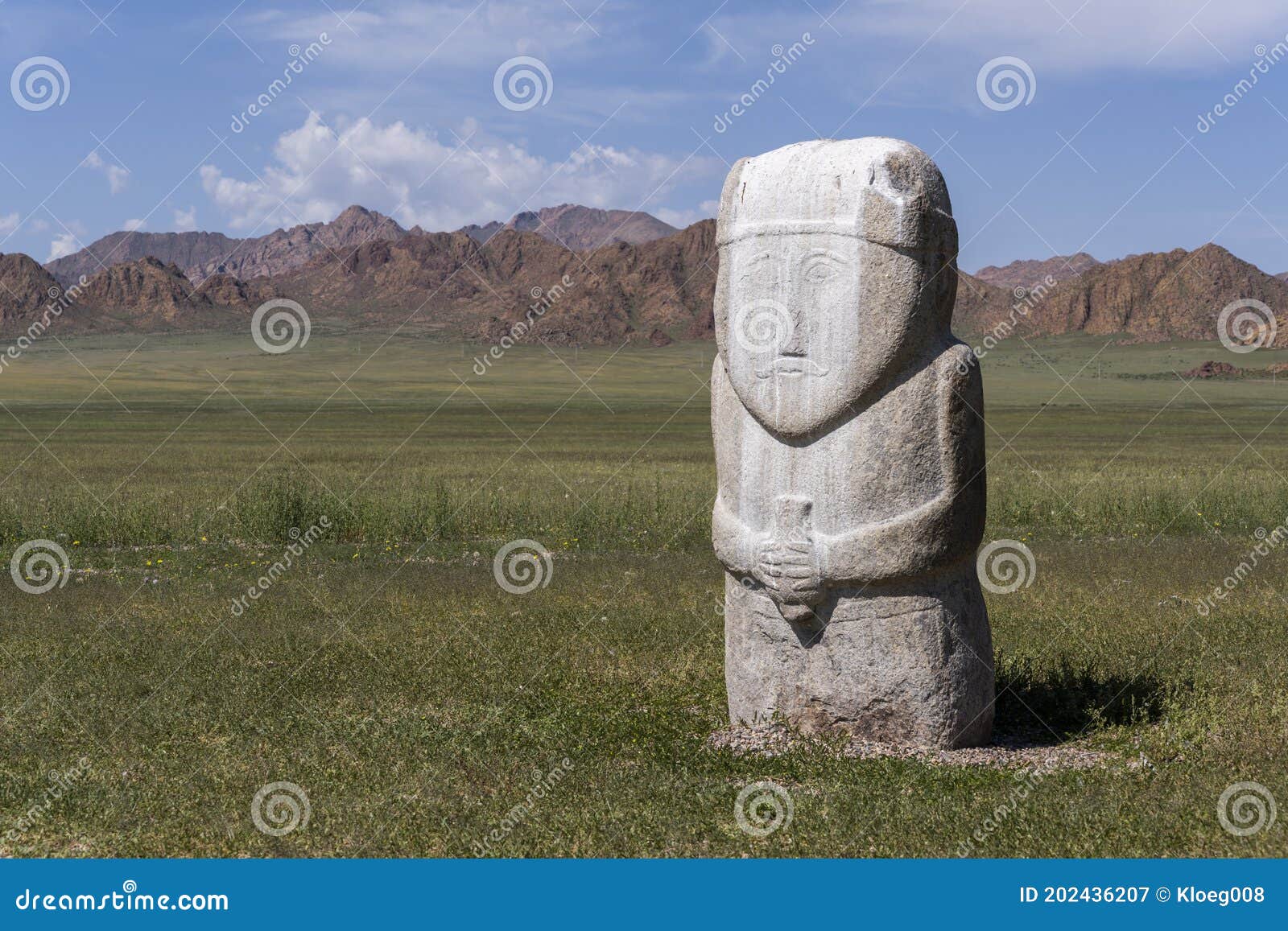 Balbal Statue in Mongolia Steppe Editorial Photography - Image of ...