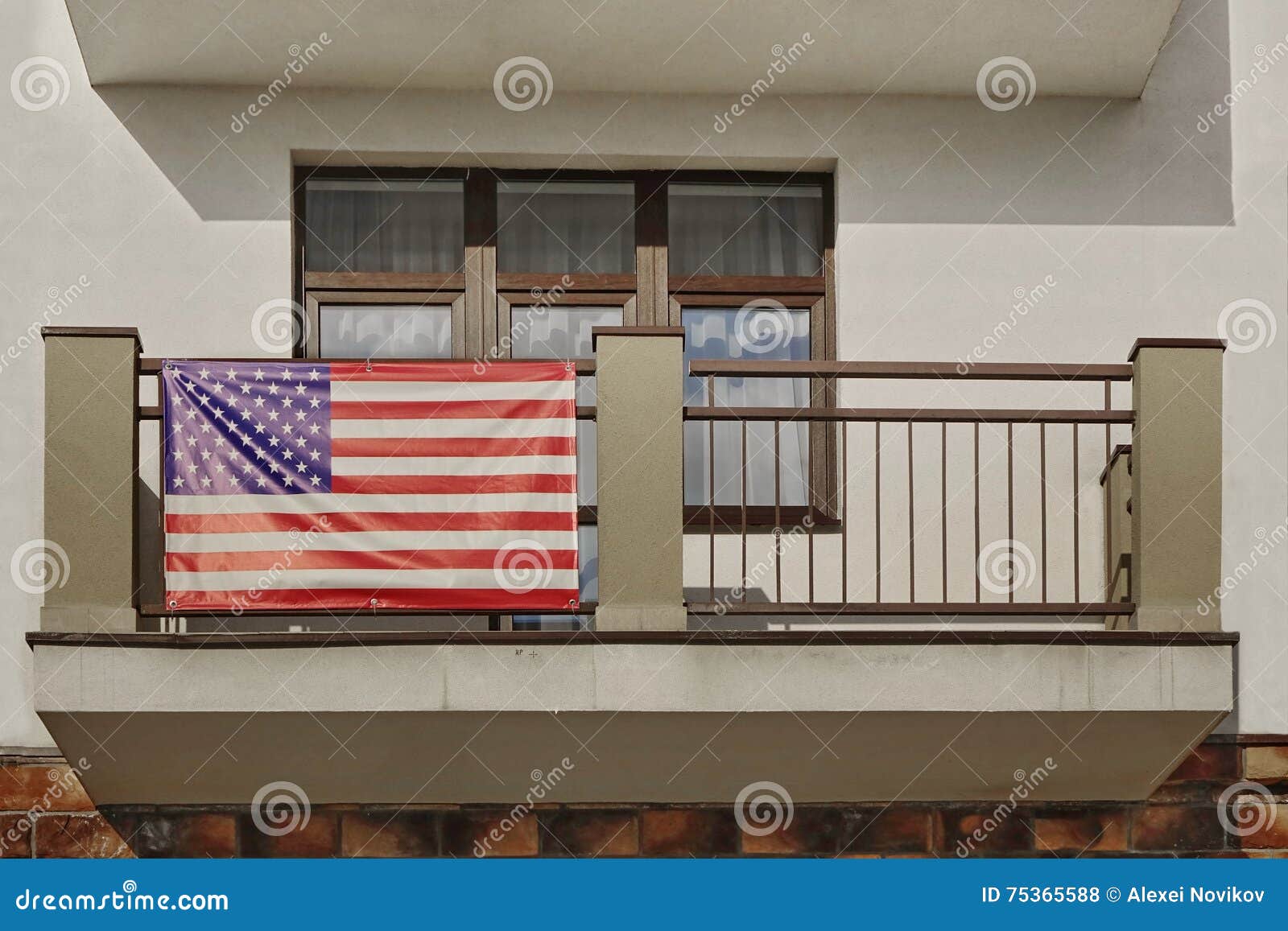 How To Attach A Flag To A Balcony at Elaine Osborn blog