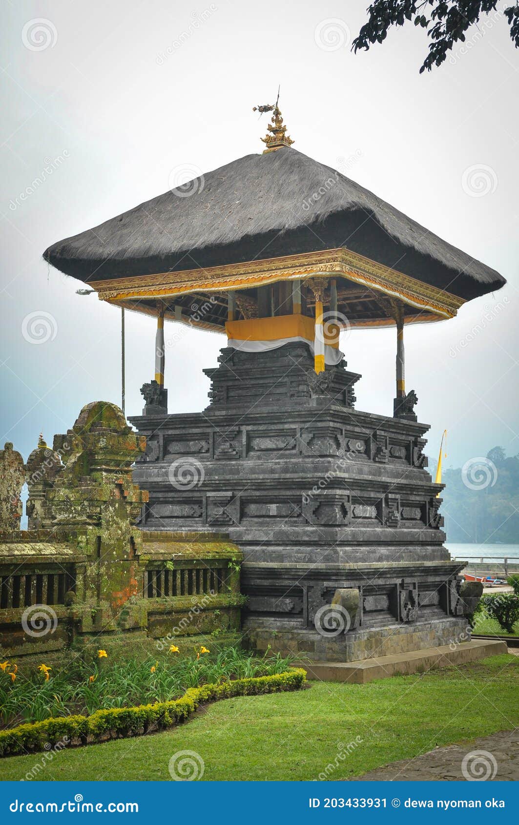 Bale Kulkul Es Un Edificio Importante Cuando Se Hace Un Templo En Bali ...