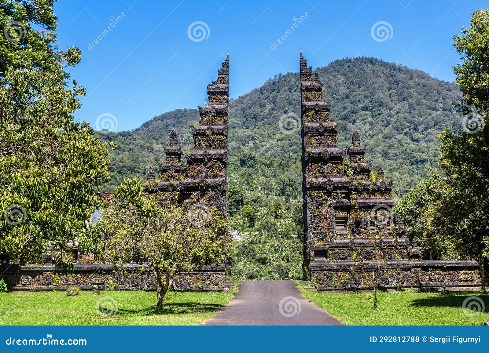 Bali Handara Gate in Bali stock photo. Image of tree - 292812788
