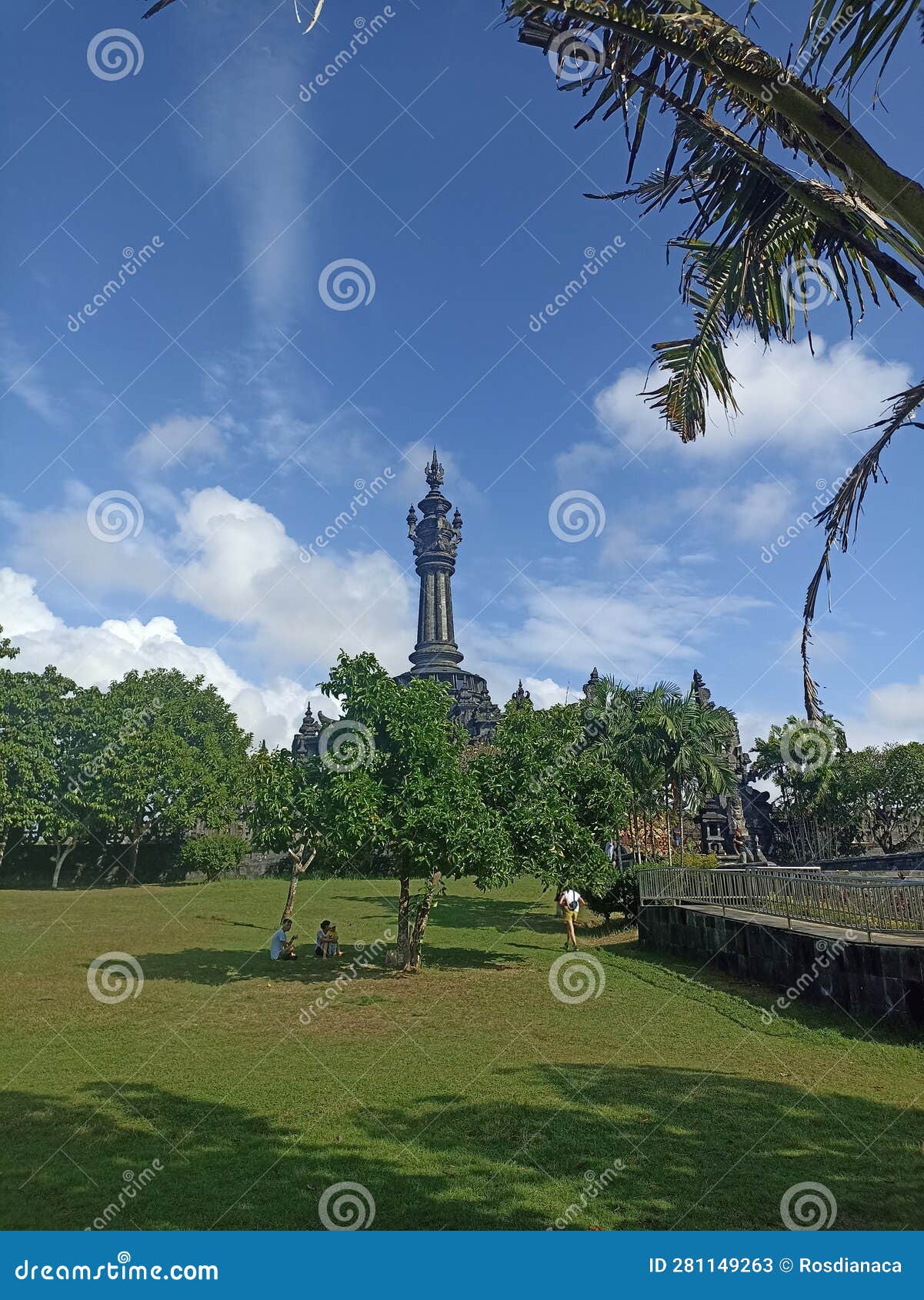 Bali Park Monumen Puputan Green Editorial Stock Photo - Image of bali ...