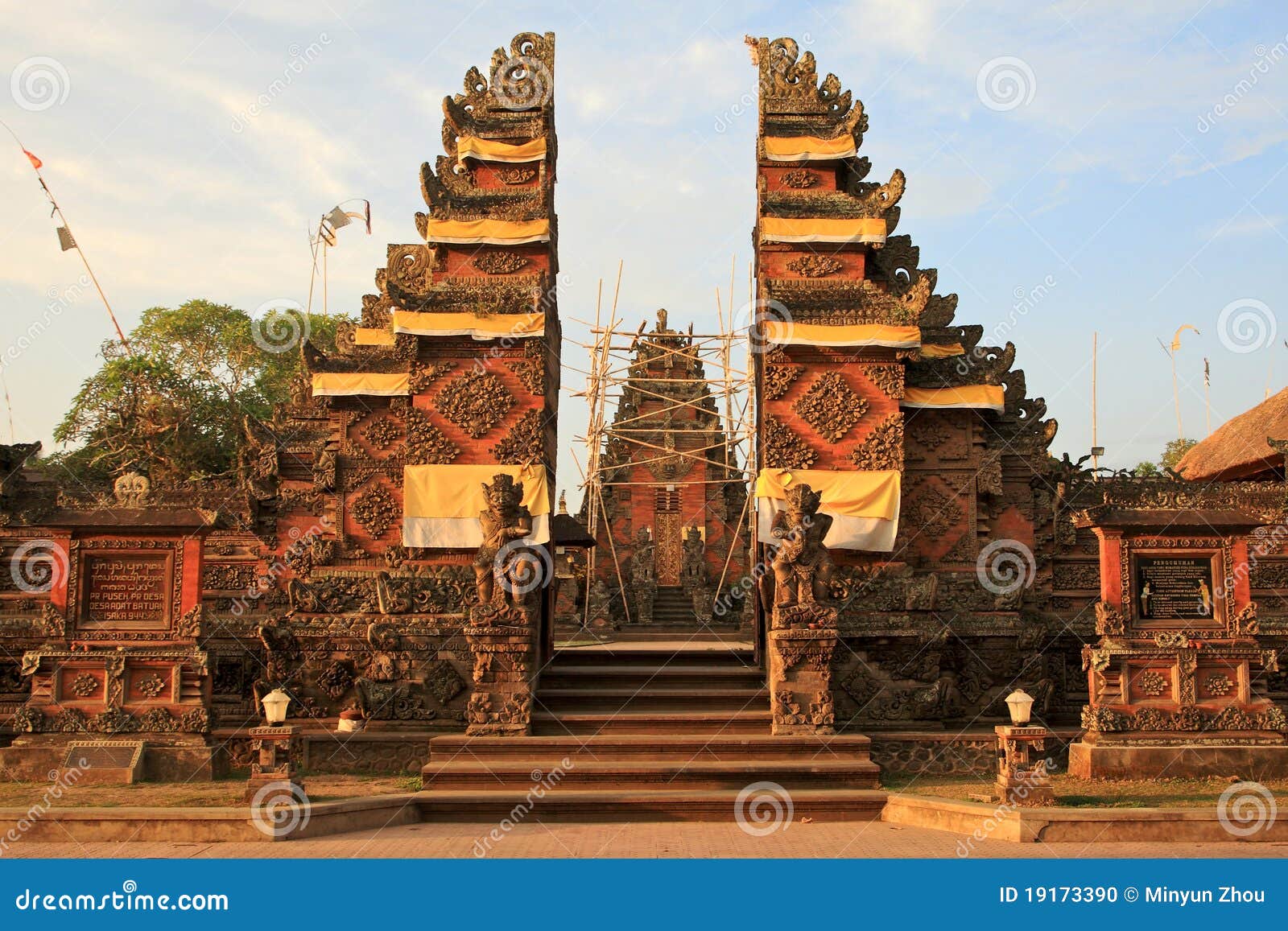 Bali Temple Entrance stock photo. Image of devotion, pura - 19173390