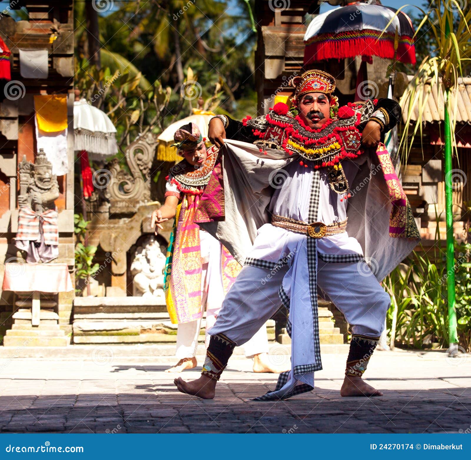 Balinese Actors during a Dance Barong Editorial Stock Image - Image of ...