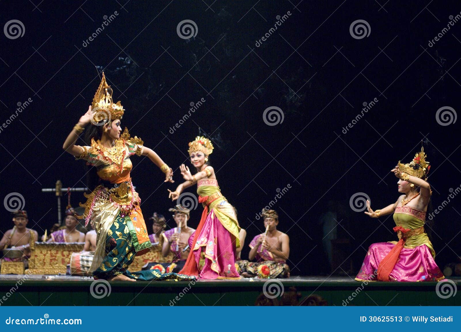 Balinese Dance editorial stock photo. Image of balinese - 30625513