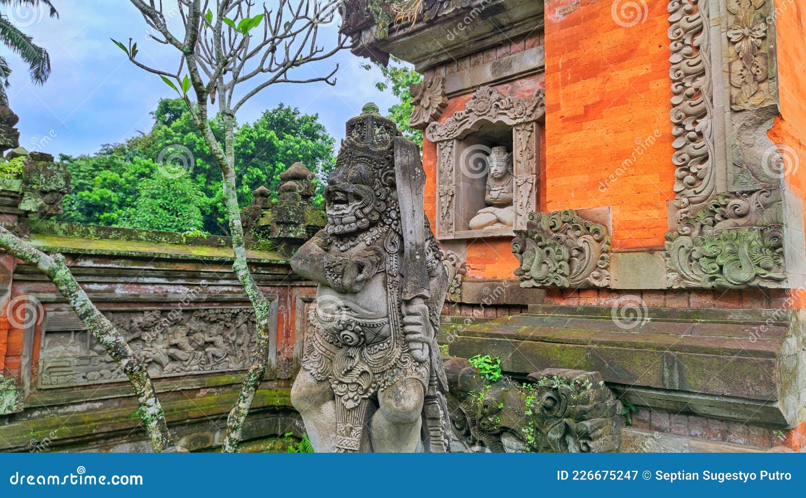 Balinese Gate Guardian at Kuta Stock Image - Image of guardian, door ...