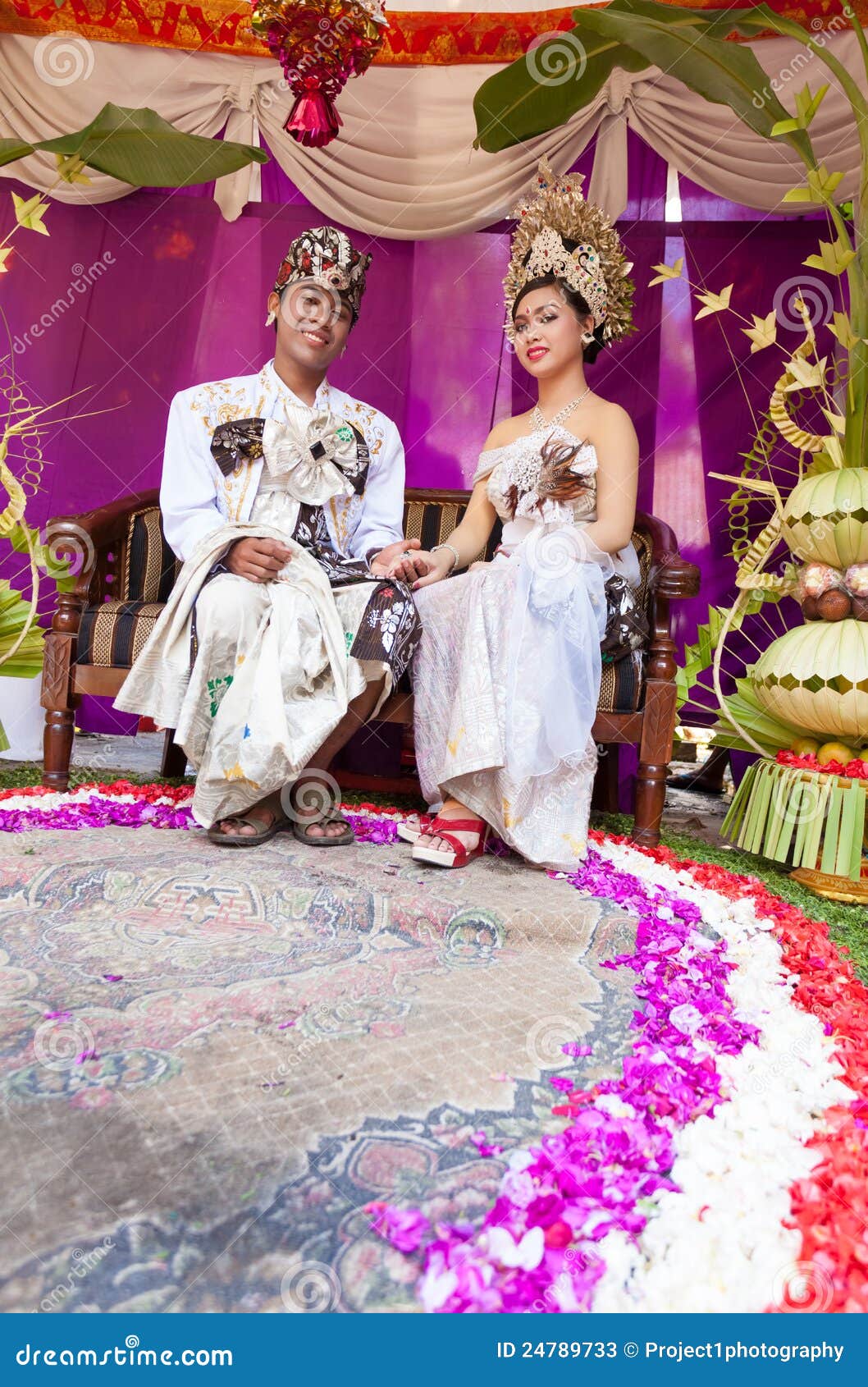 Balinese wedding editorial stock photo. Image of married - 24789733