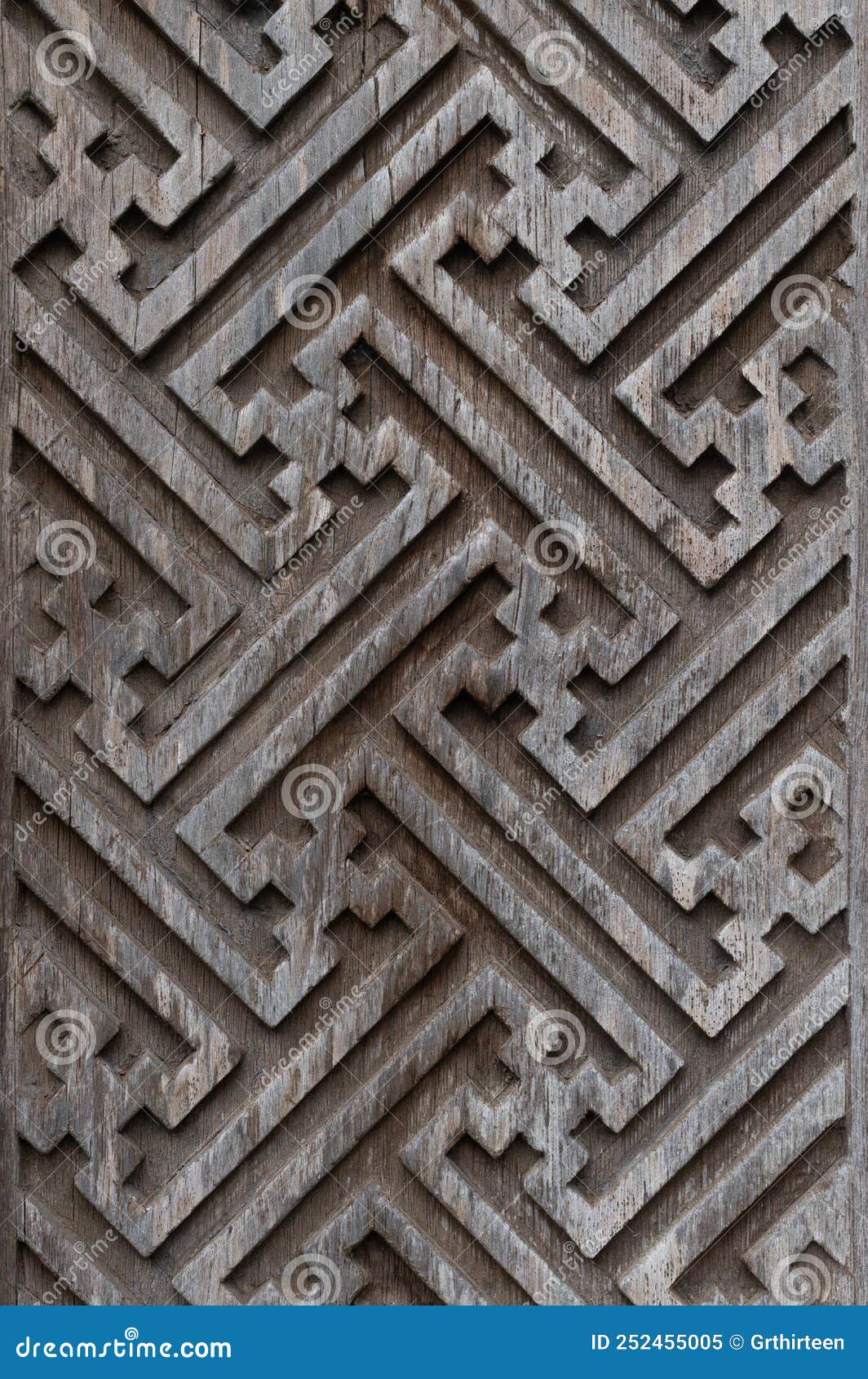 Balinese Wood Carving Background. Graphic Angular Patterns on the Doors ...