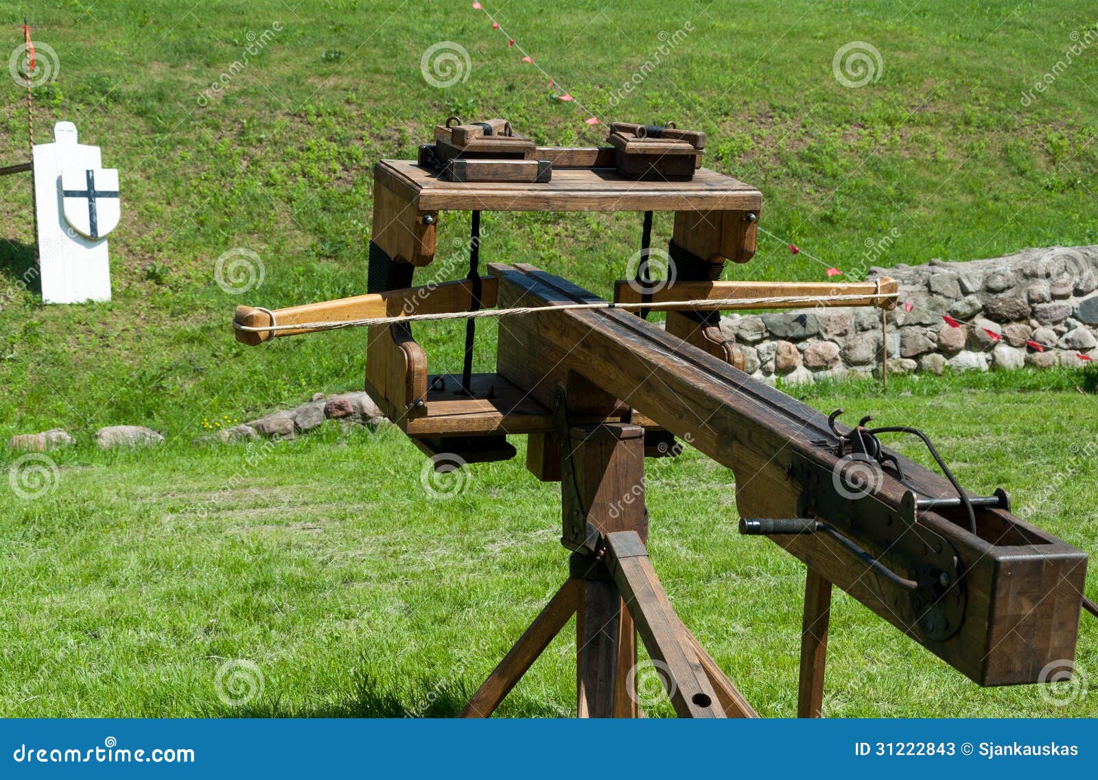 Balista antico (balestra) immagine stock. Immagine di meccanici - 31222843