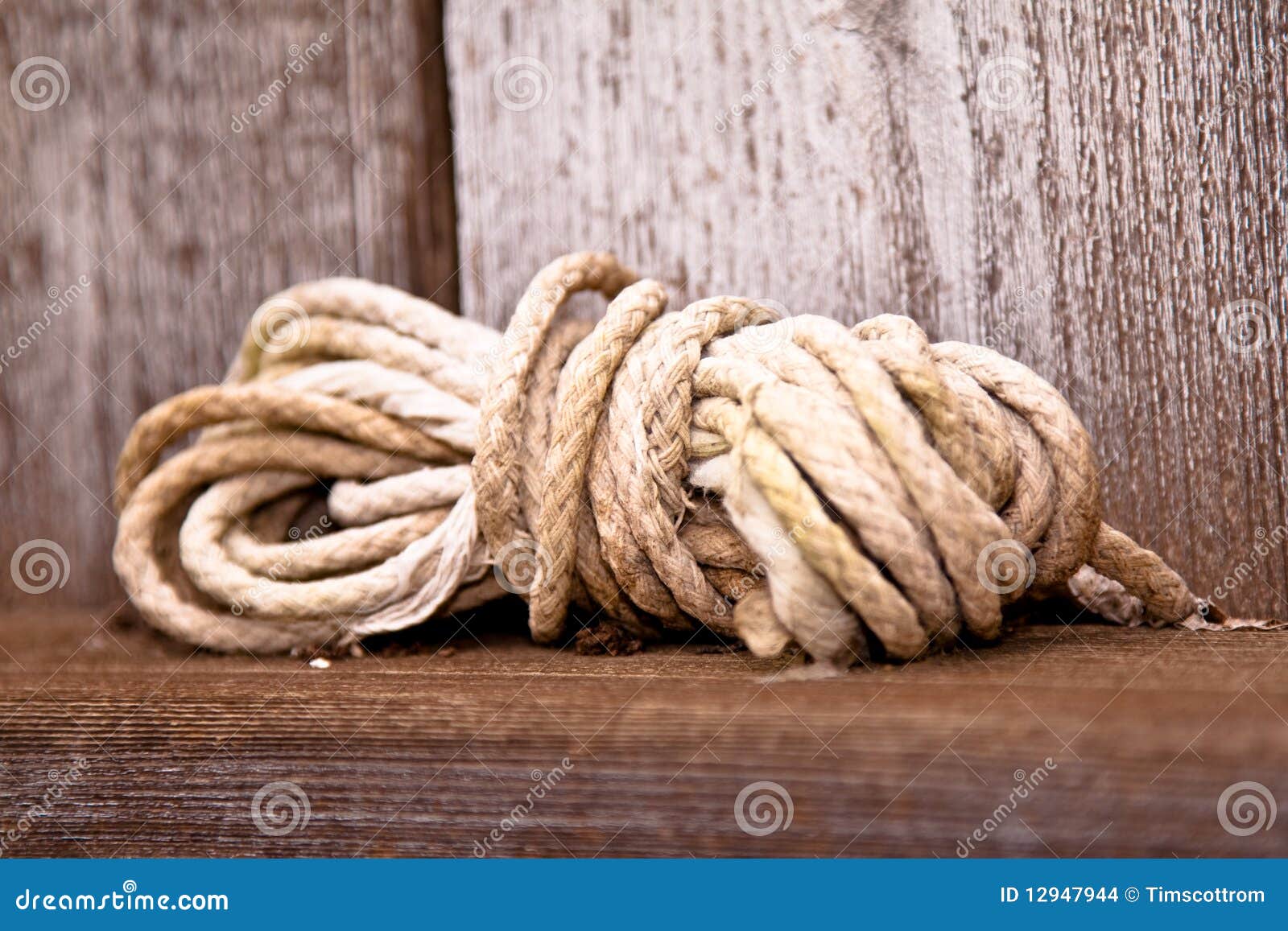 Ball of rope stock photo. Image of fibre, bind, spool - 12947944