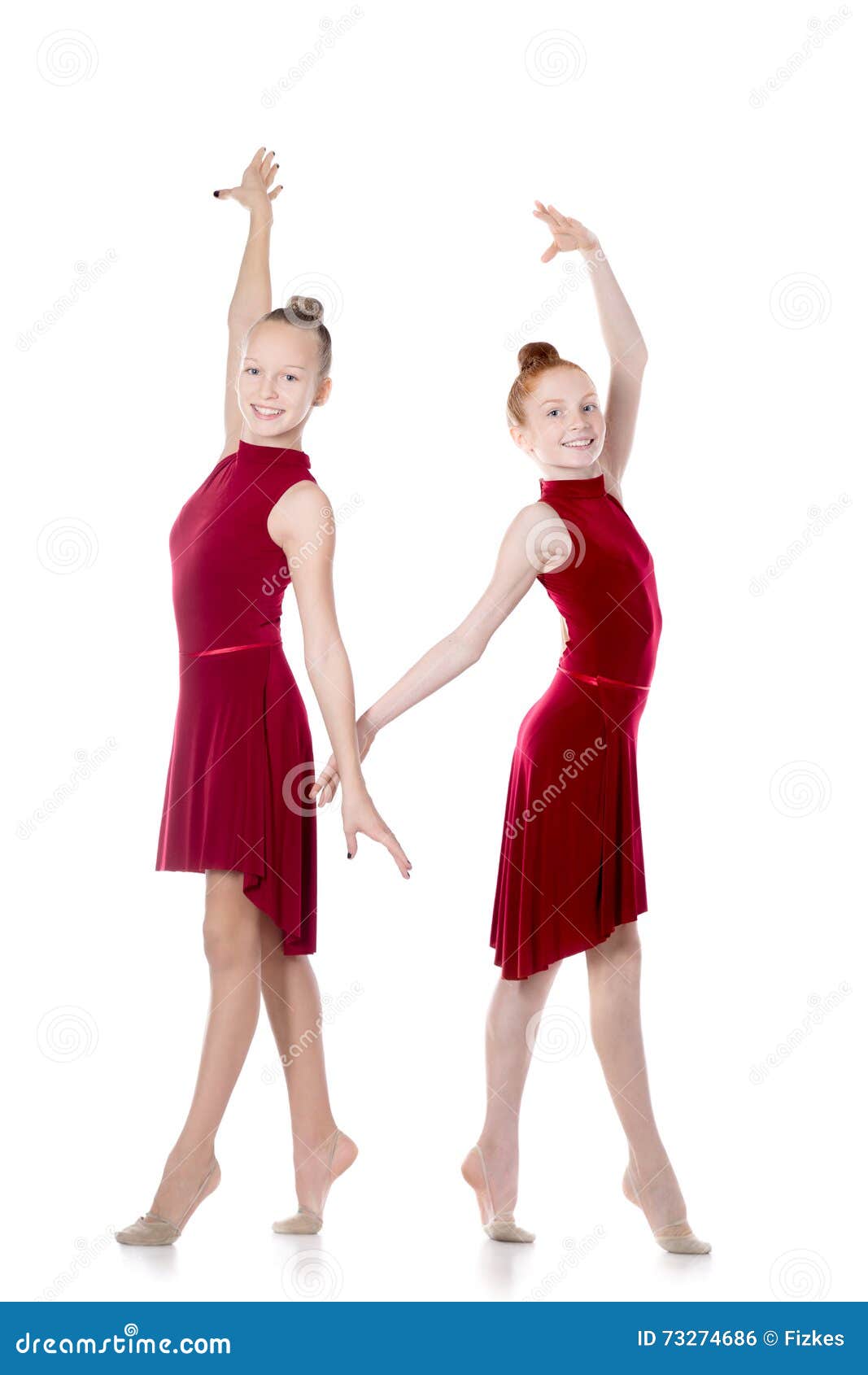 Ballare Di Due Bello Ragazze Fotografia Stock - Immagine di sano ...