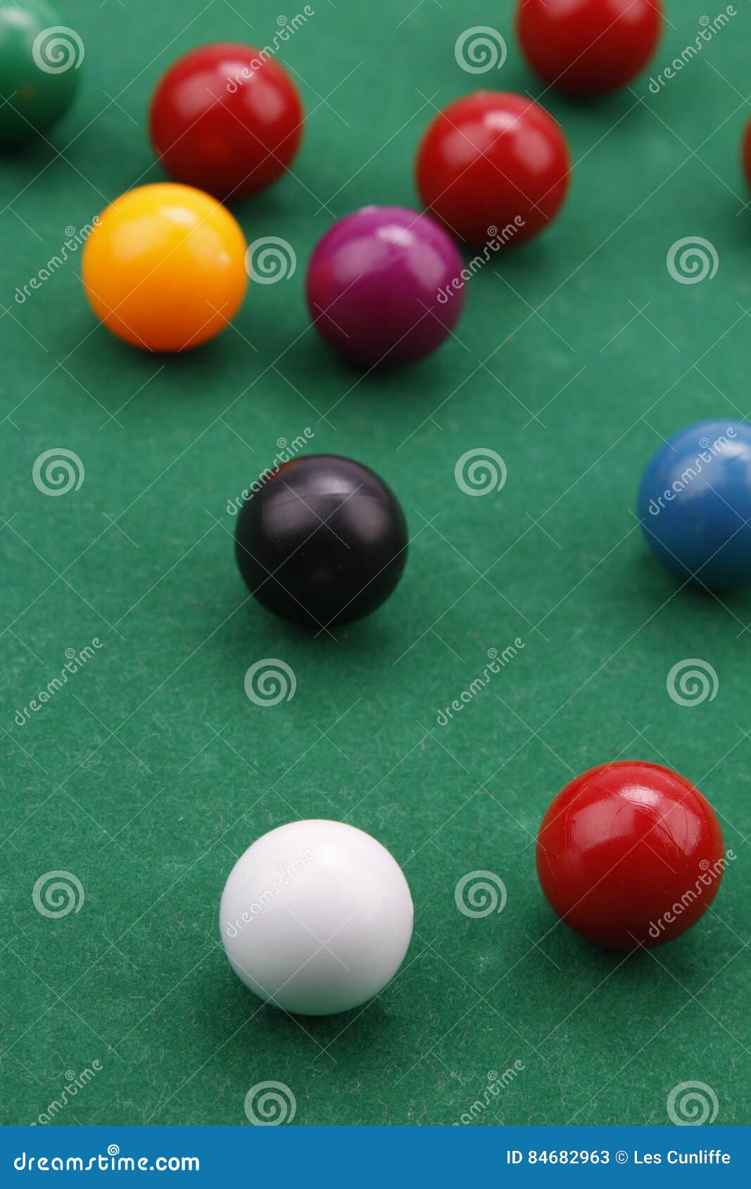 Ballen stock afbeelding. Image of kleur, biljart, snooker - 84682963