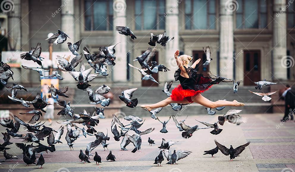 Ballerina Doing Splits in the Air Stock Photo - Image of balance, birds ...