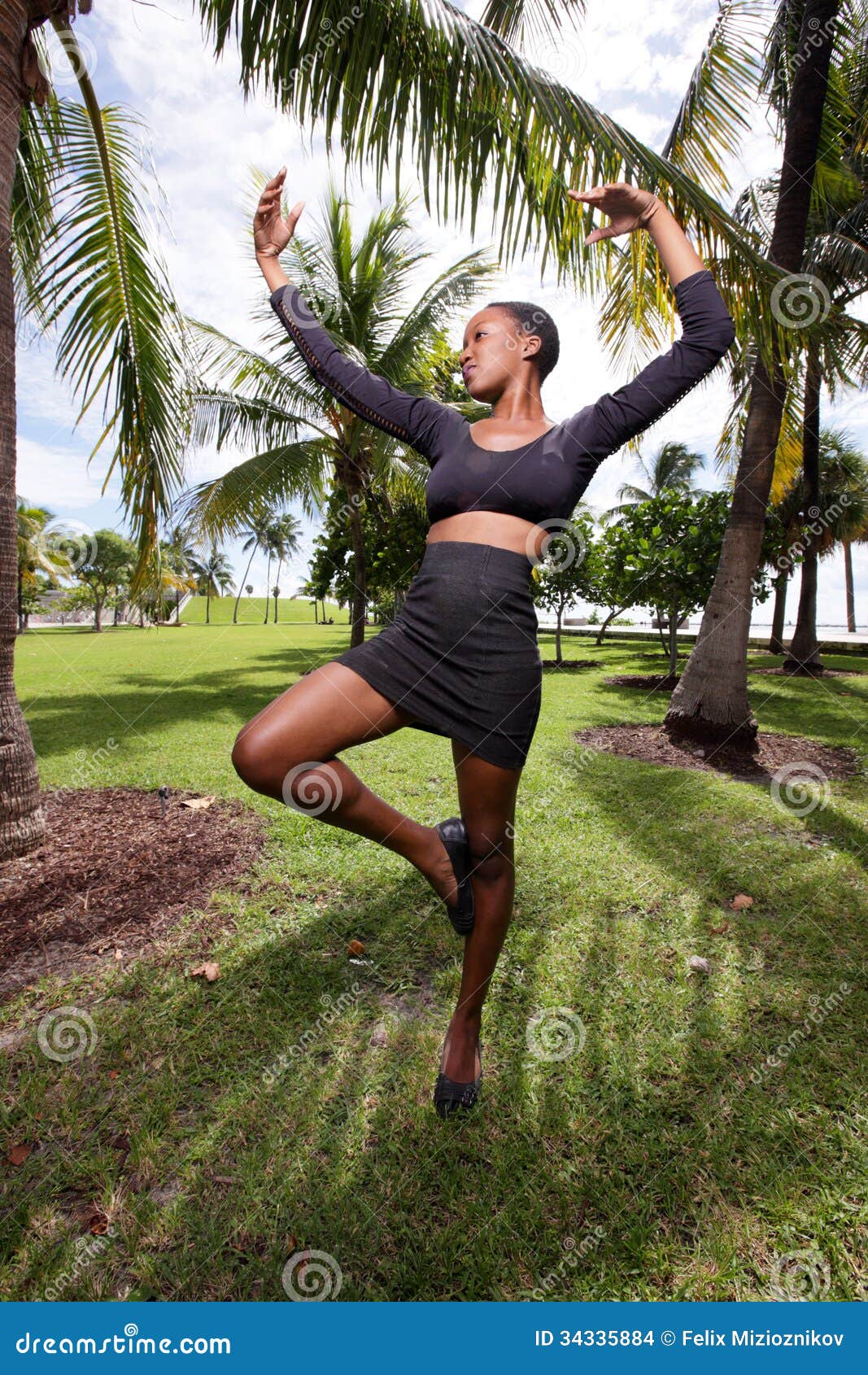 Ballerina in the park stock photo. Image of outdoors - 34335884