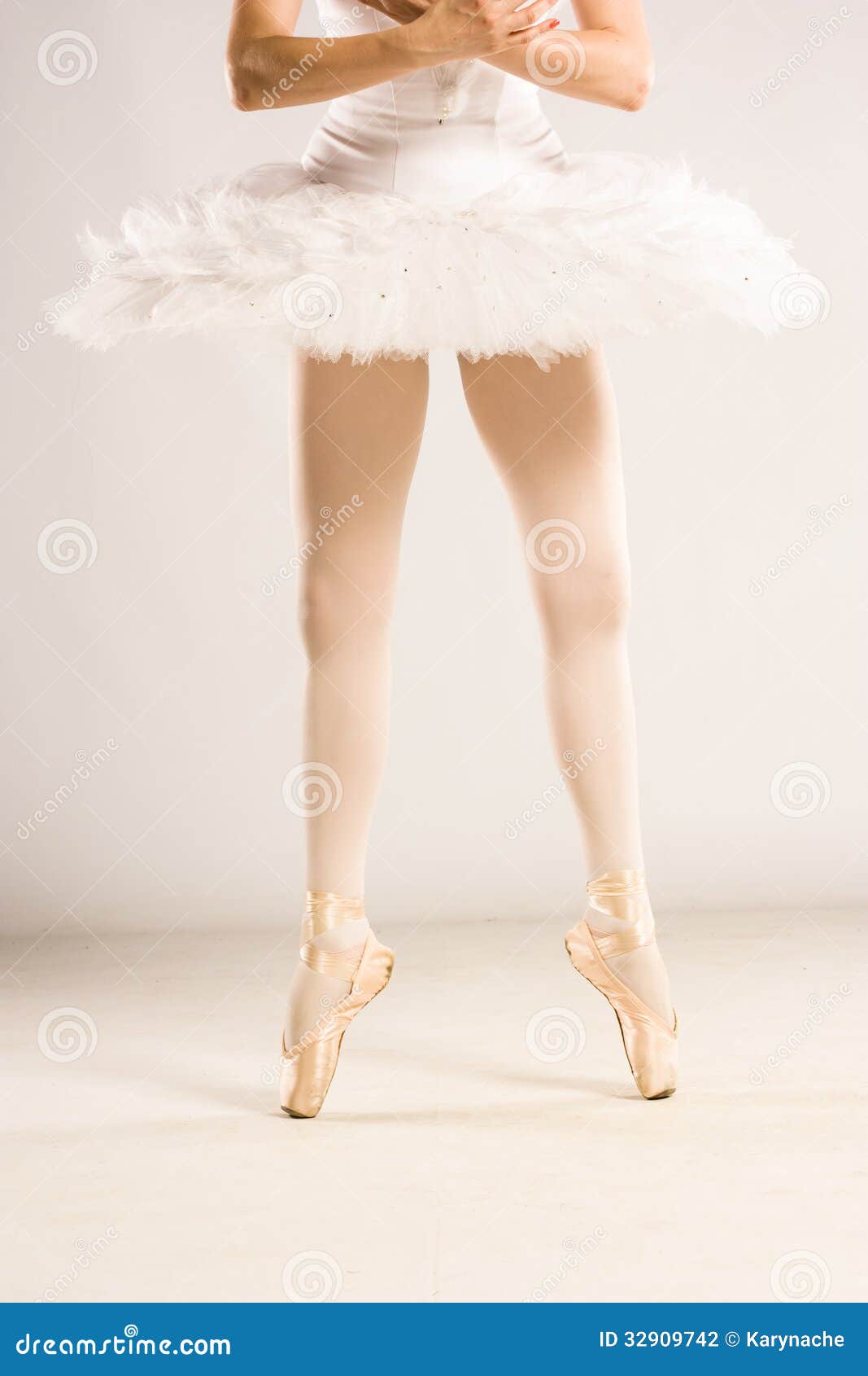 Ballerina S Pointes in Studio Stock Photo - Image of footwear, grace ...