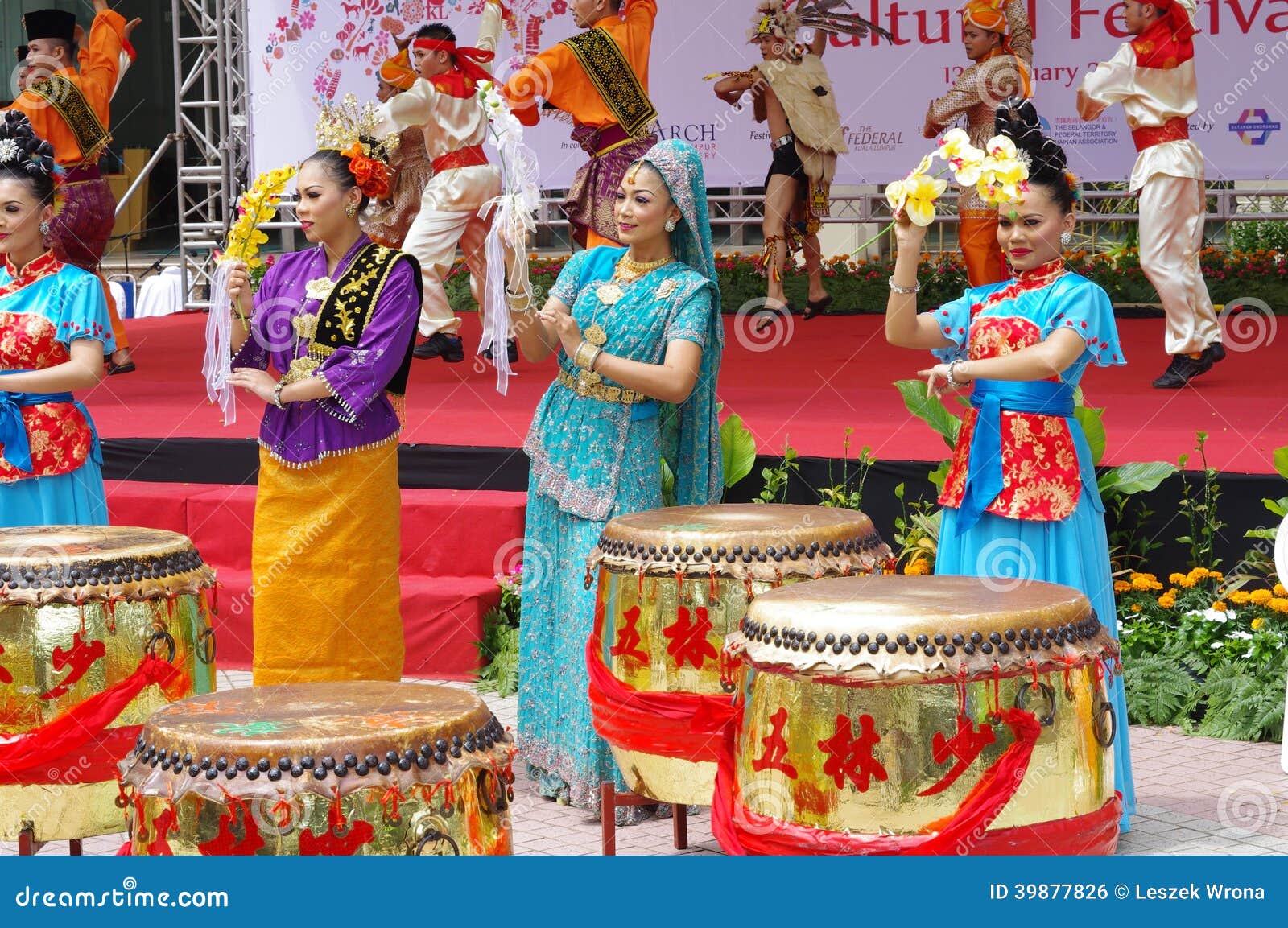 Ballerini Folclorici Malesi Fotografia Editoriale - Immagine di colore ...