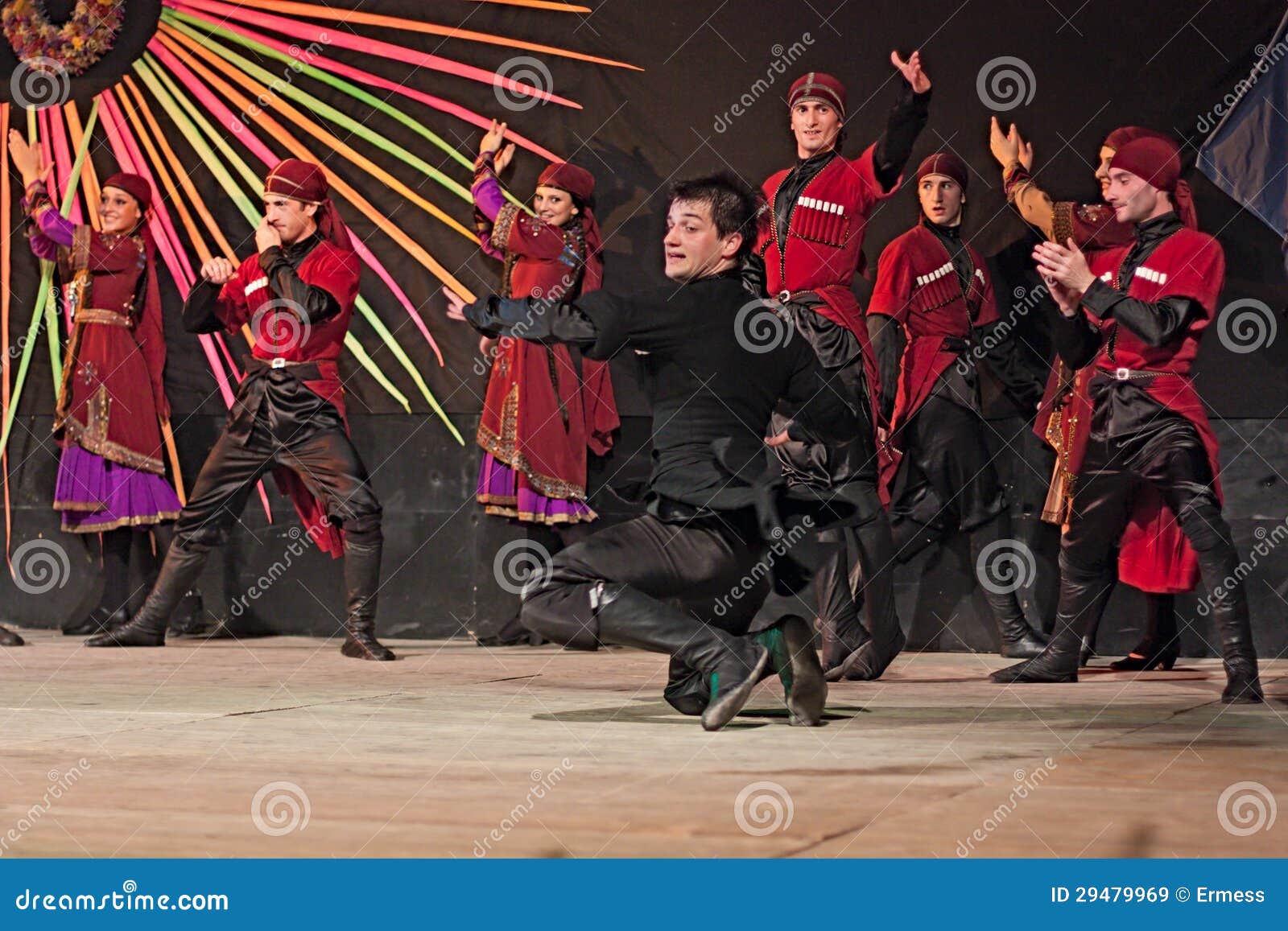 Ballerini georgiani immagine stock editoriale. Immagine di insieme ...