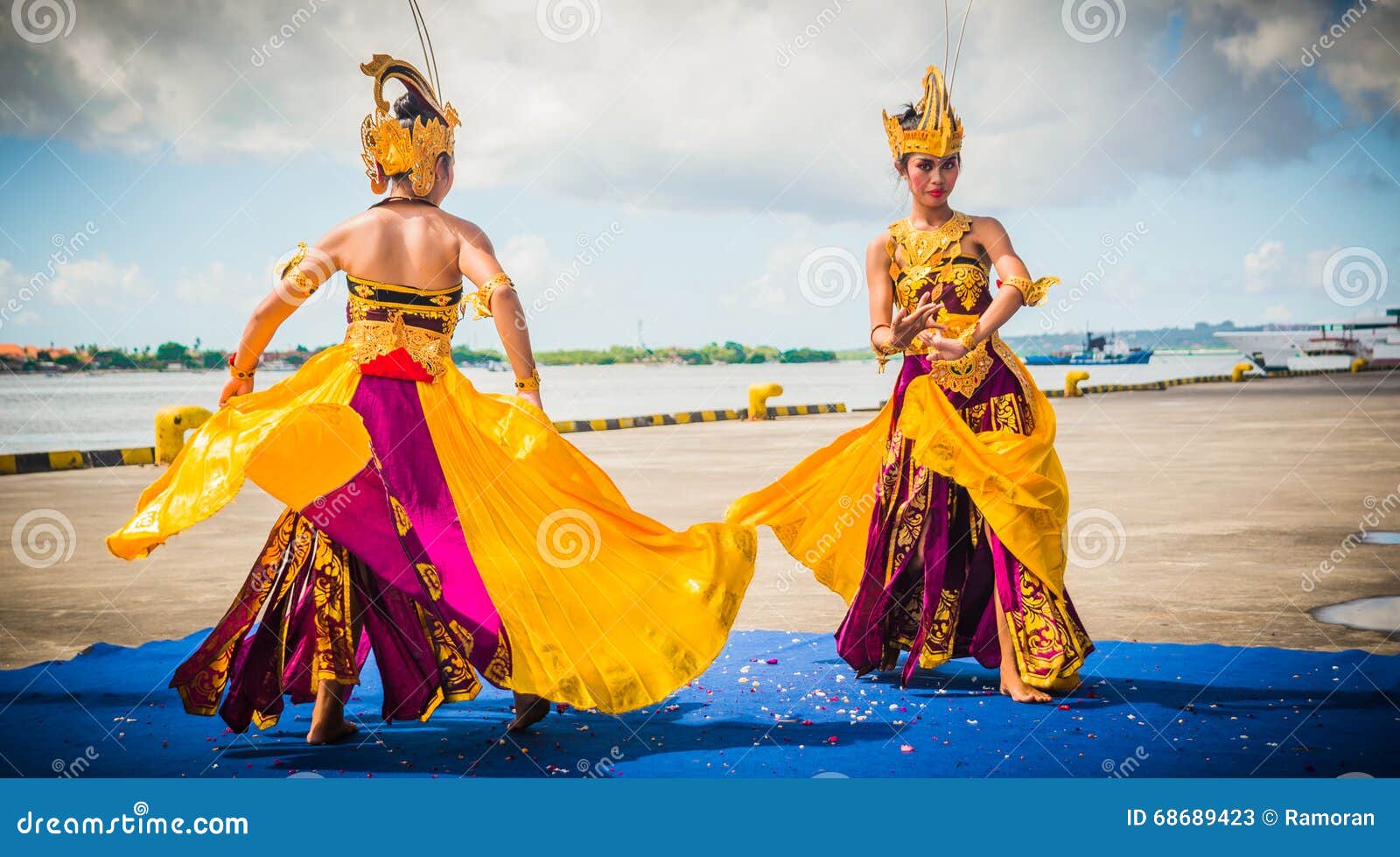 Ballerini indonesiani fotografia stock editoriale. Immagine di colture ...