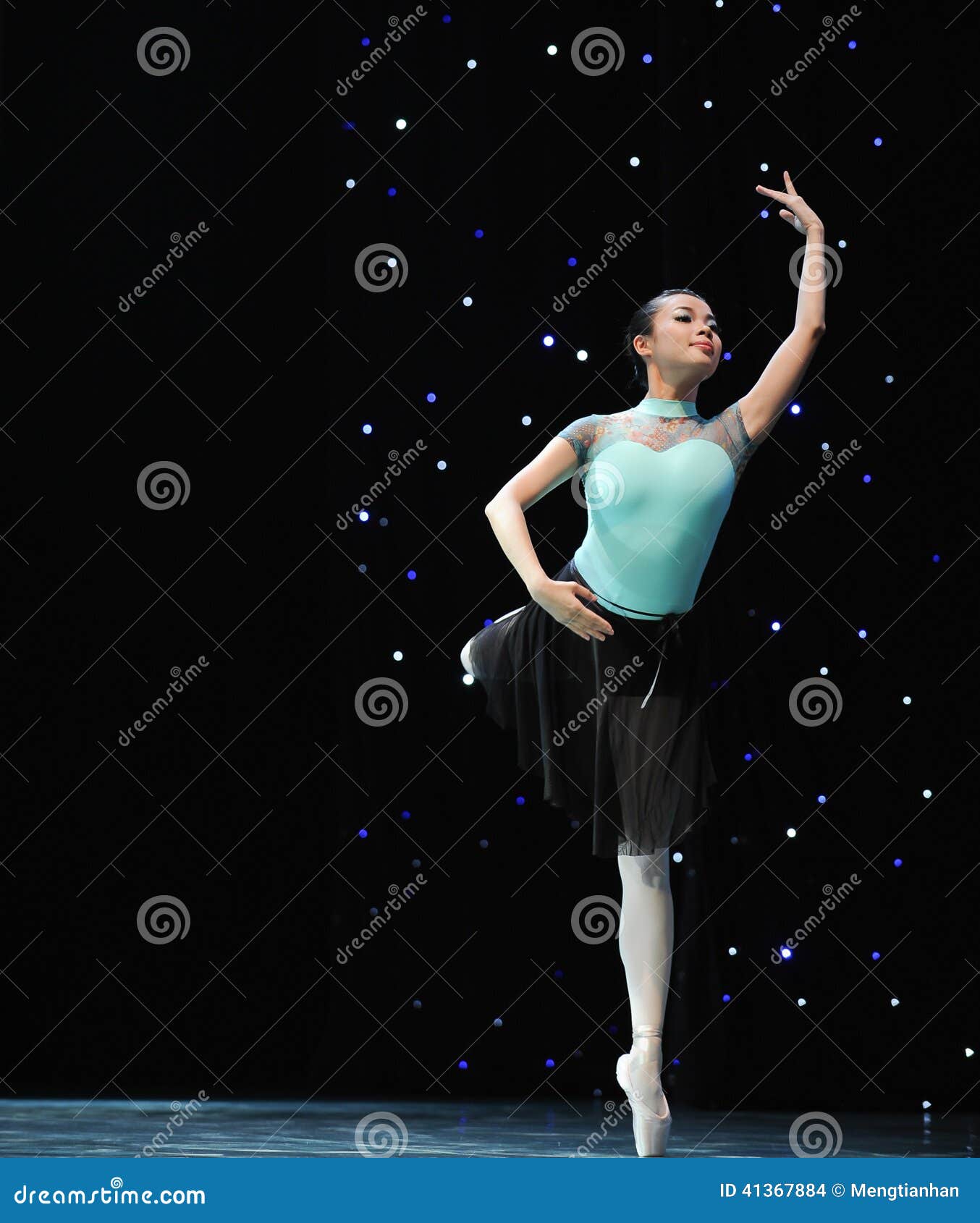 Ballet Classique : Valse Des Fleurs Image stock éditorial - Image of ...