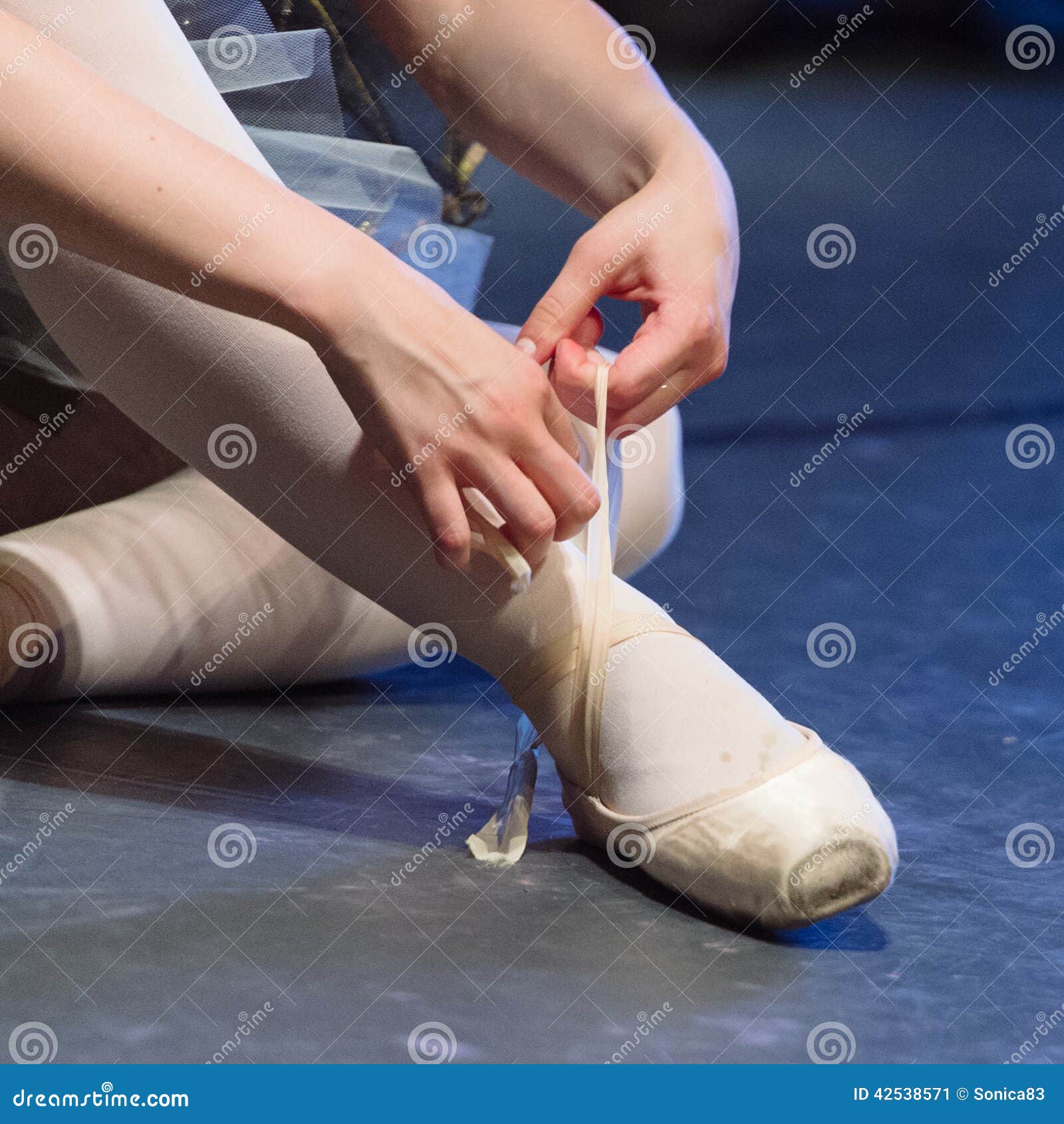 Ballet dancer feet stock image. Image of black, dance - 42538571