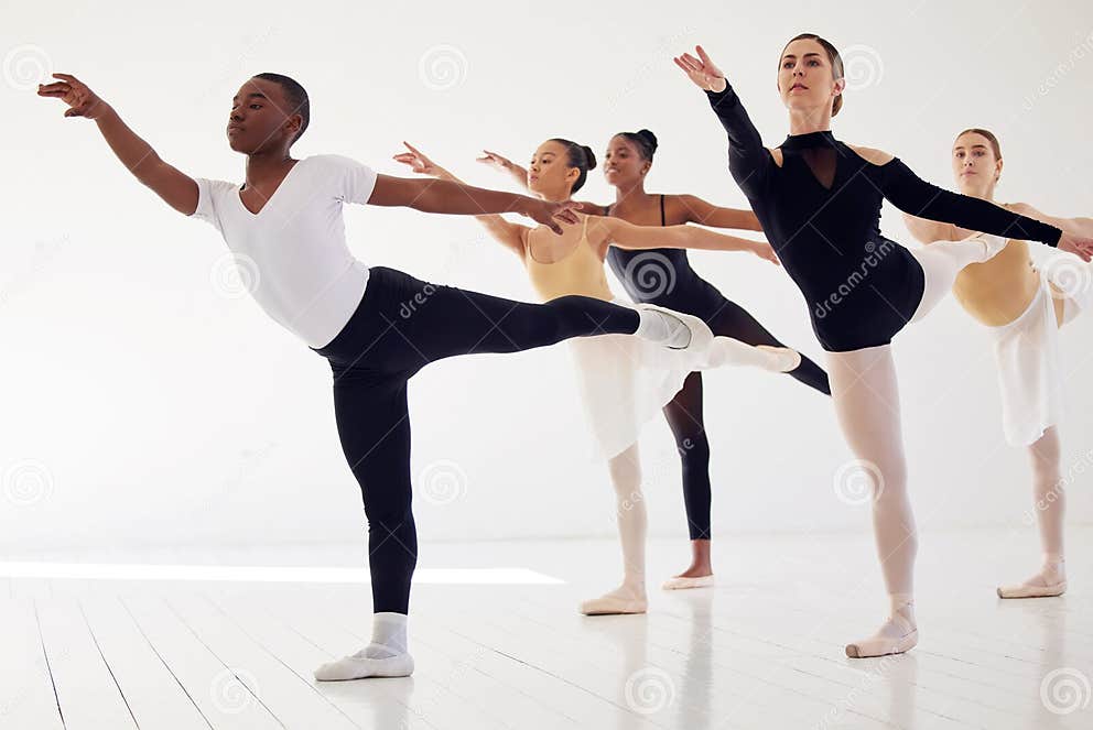 Ballet, Group and Dance Class with Routine Learning, Exercise and ...