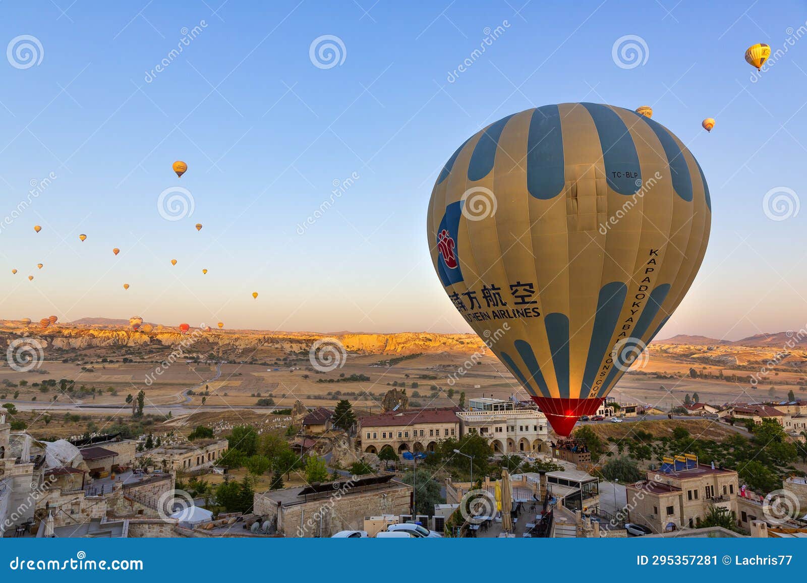 The Balloon Flight, the Great Tourist Attraction of Cappadocia ...
