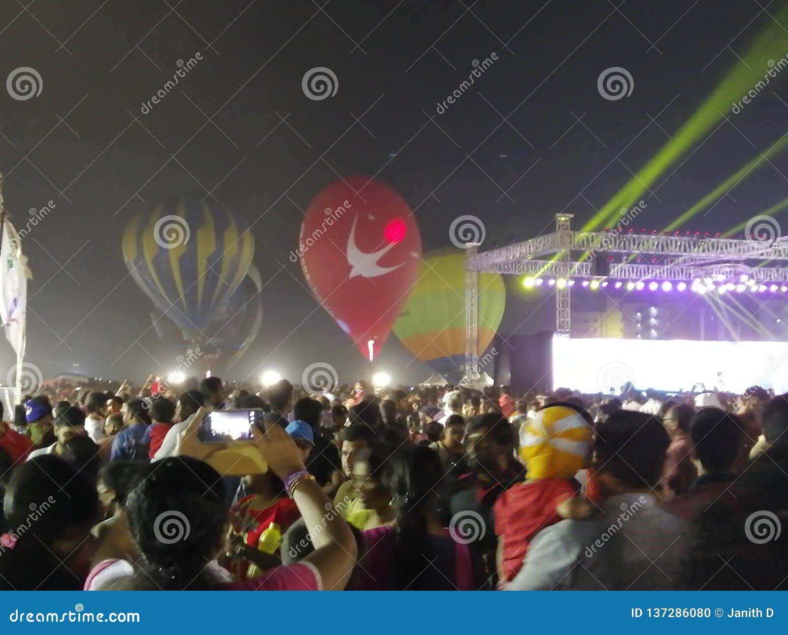 Balloon Show editorial image. Image of city, world, show - 137286080