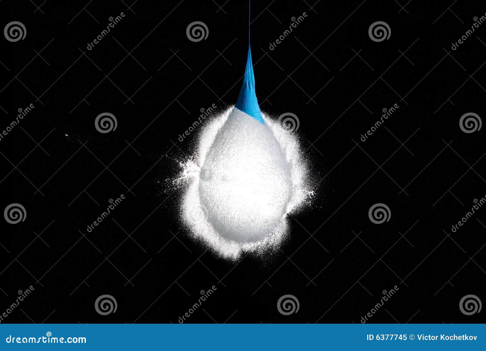 Balloon Splash Picture. Image: 6377745