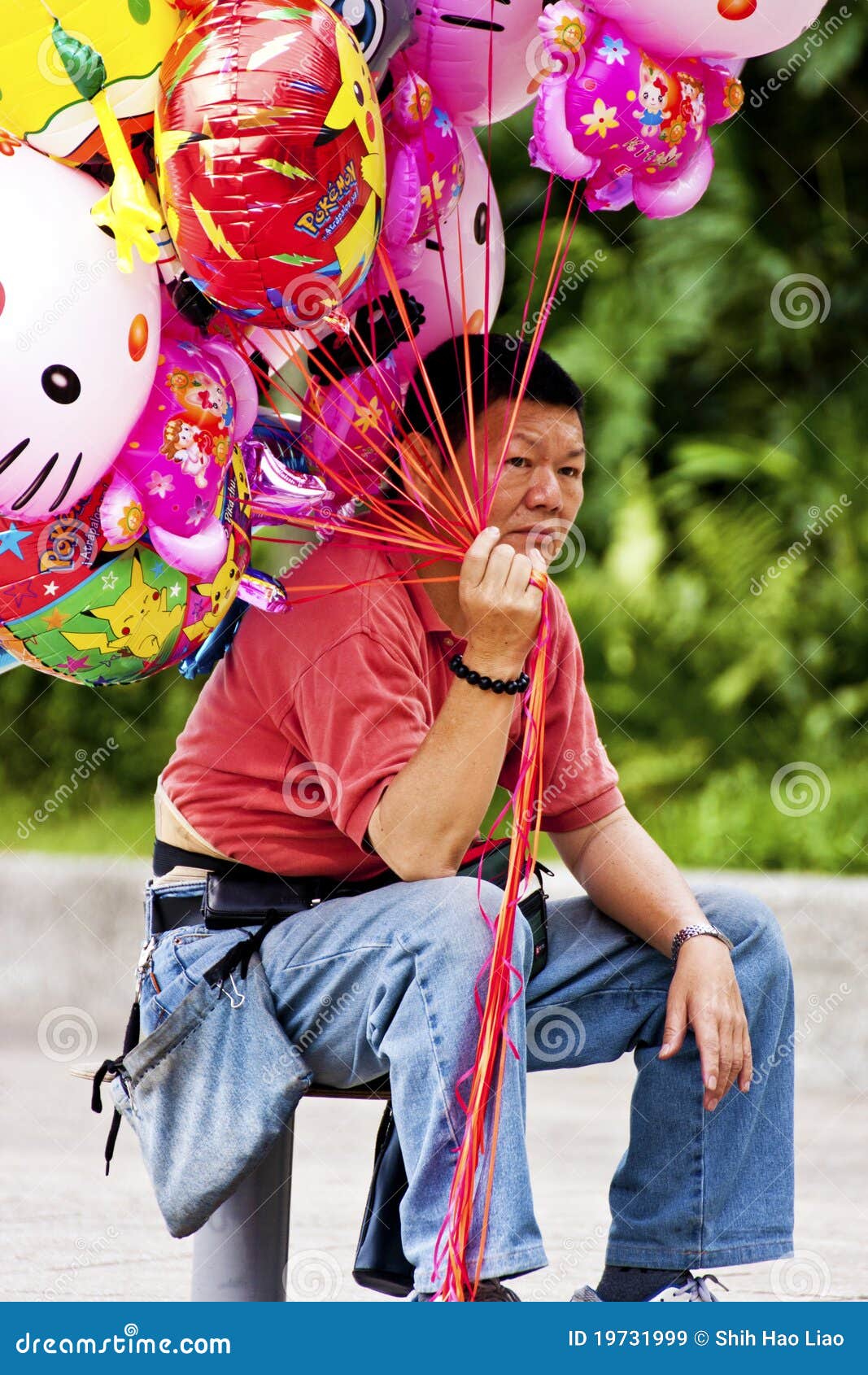Balloon Vendor in Taipei,Taiwan,May 18 Editorial Stock Image - Image of ...