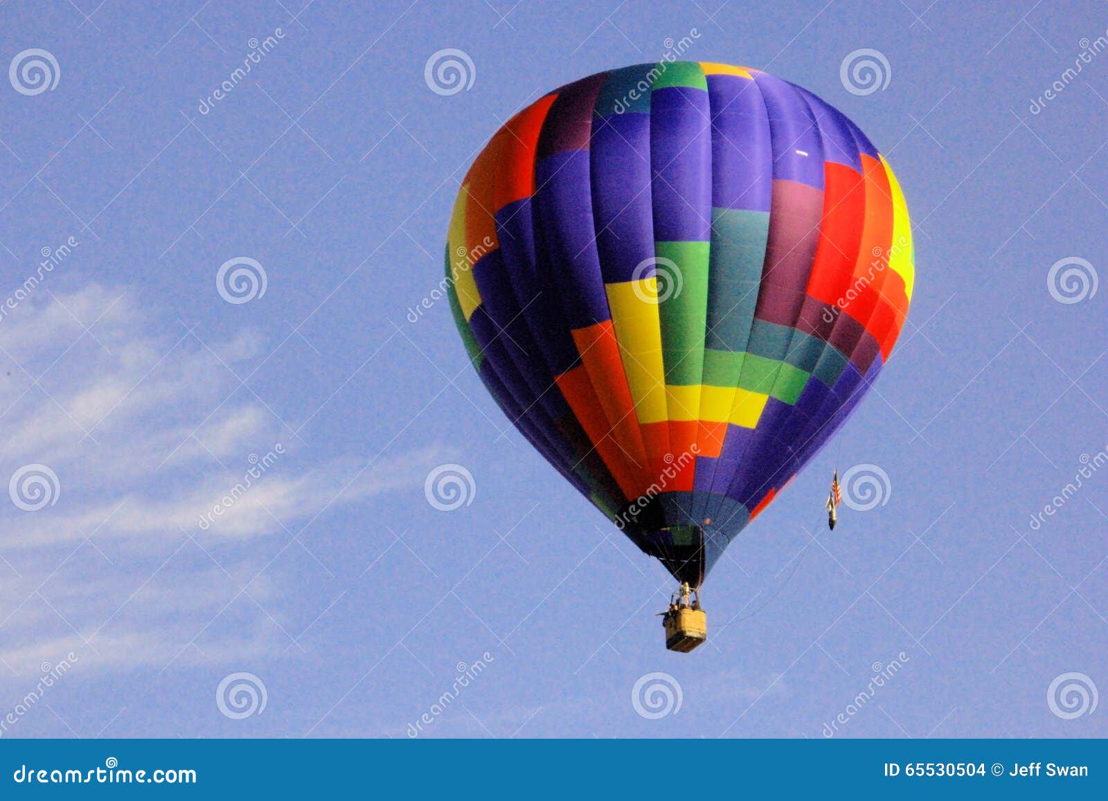 Balloons in flight editorial stock image. Image of event - 65530504