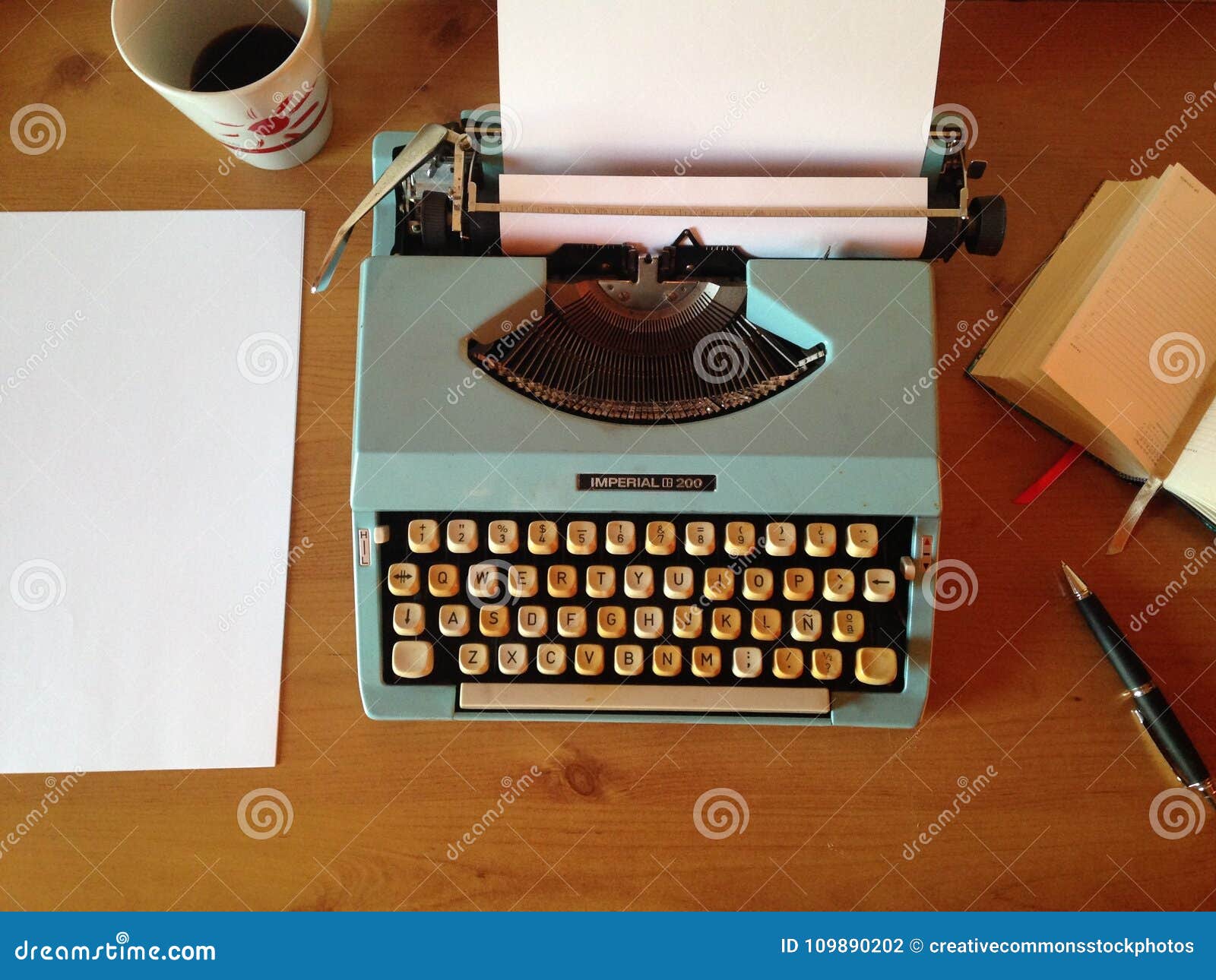 Ballpoint, Pen, Classic Picture. Image: 109890202