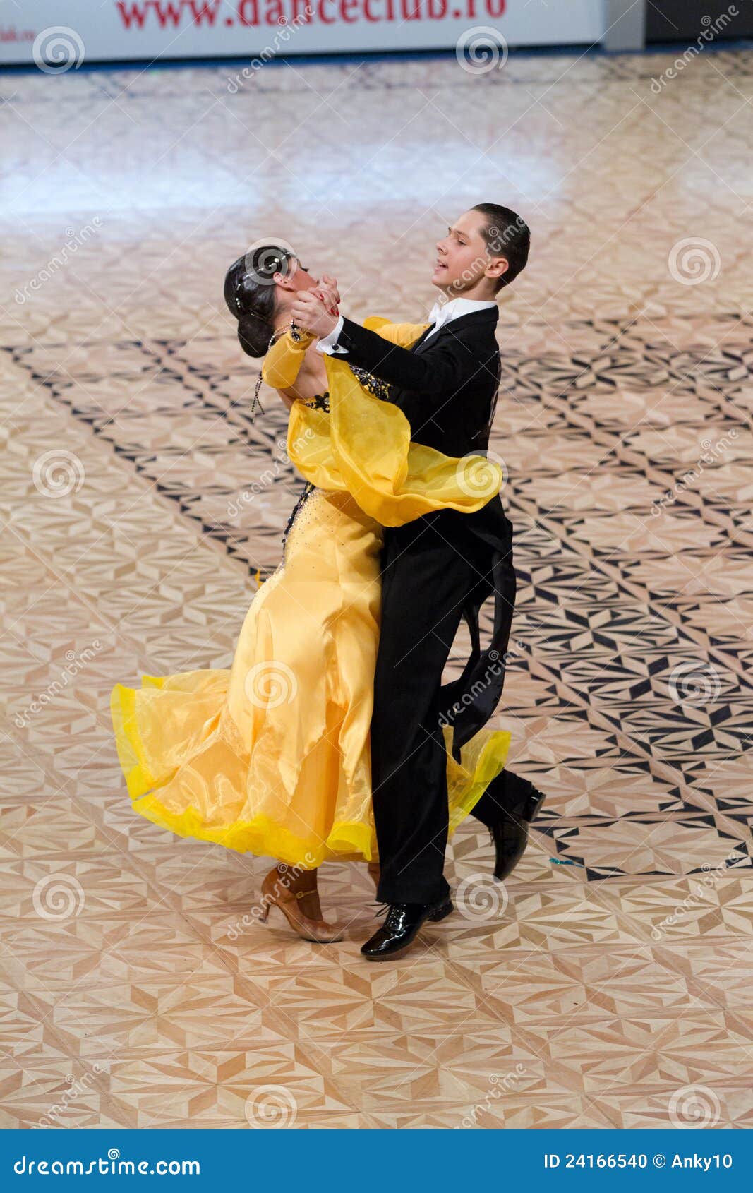 Ballsaal-Standard - Tanz Erarbeitet 2012 Redaktionelles Bild - Bild von ...