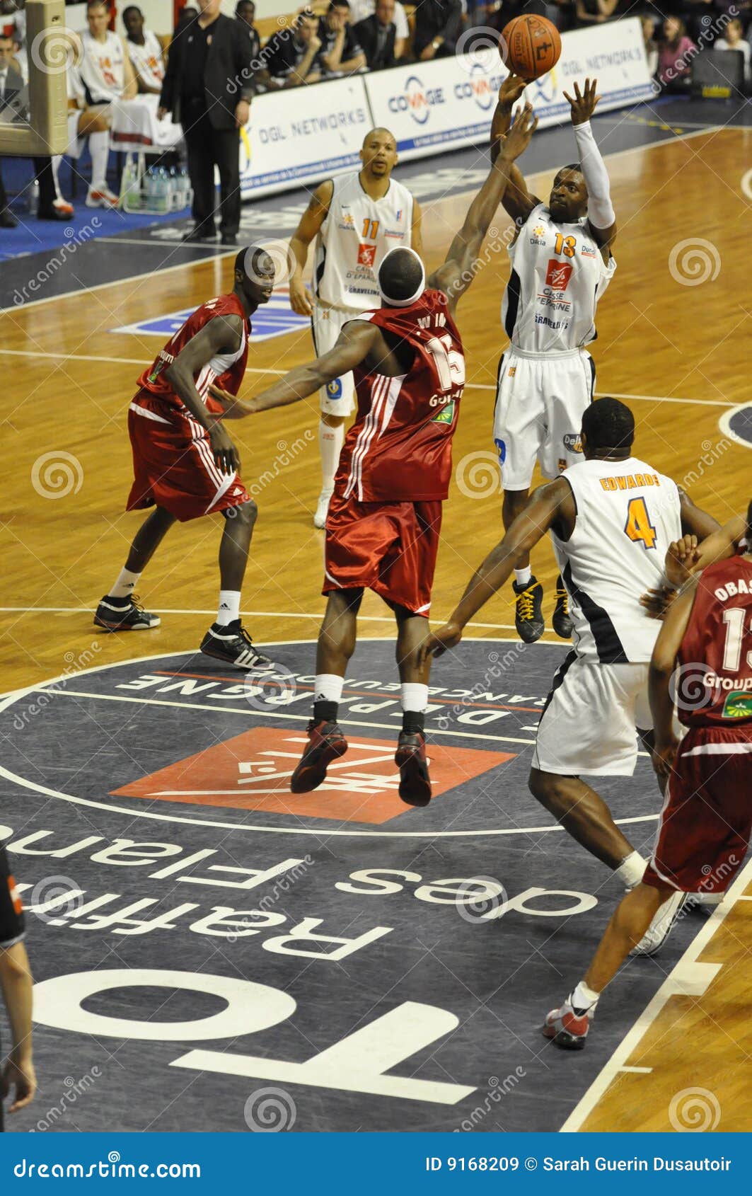 Baloncesto, Tony Skinn imagen de archivo editorial. Imagen de jugadores ...