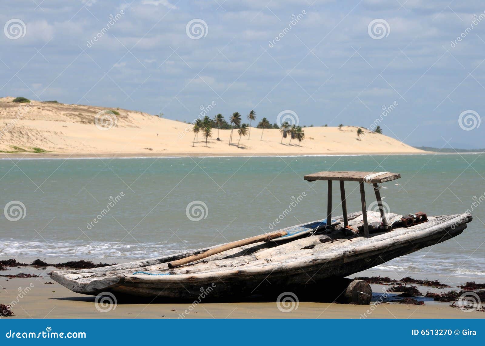 Balsa Tradicional De La Pesca Foto de archivo - Imagen de paleta, balsa ...