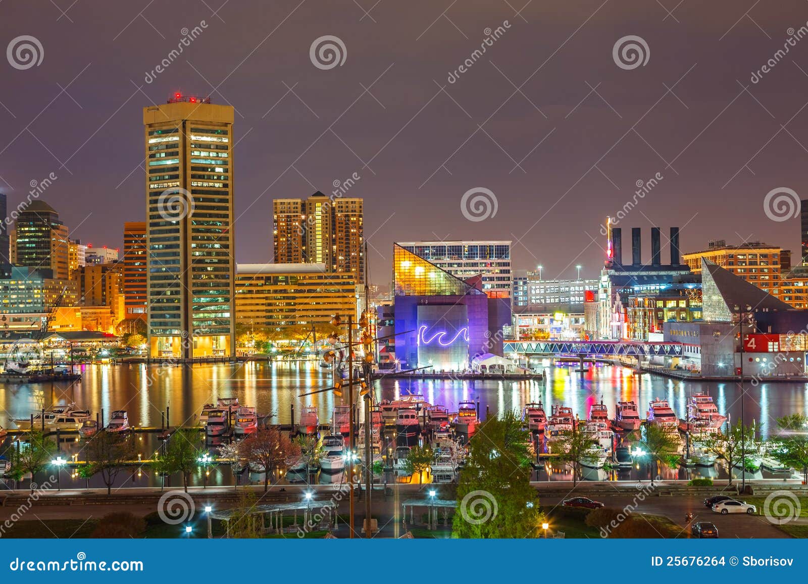 Baltimore en la noche foto de archivo. Imagen de color - 25676264